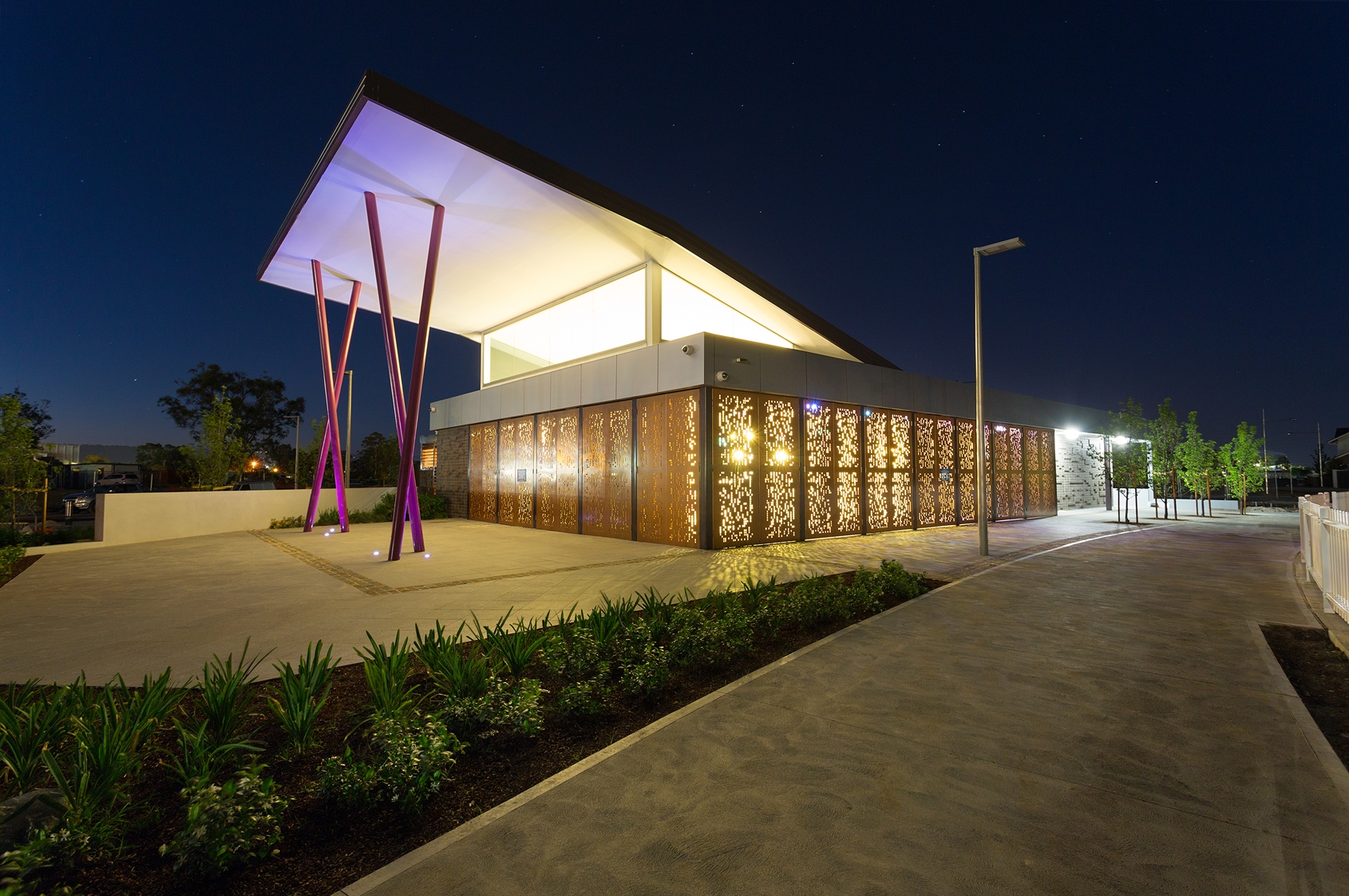 Thornton Community Pavilion by Martin & Ollmann Architects Pty. Ltd ...