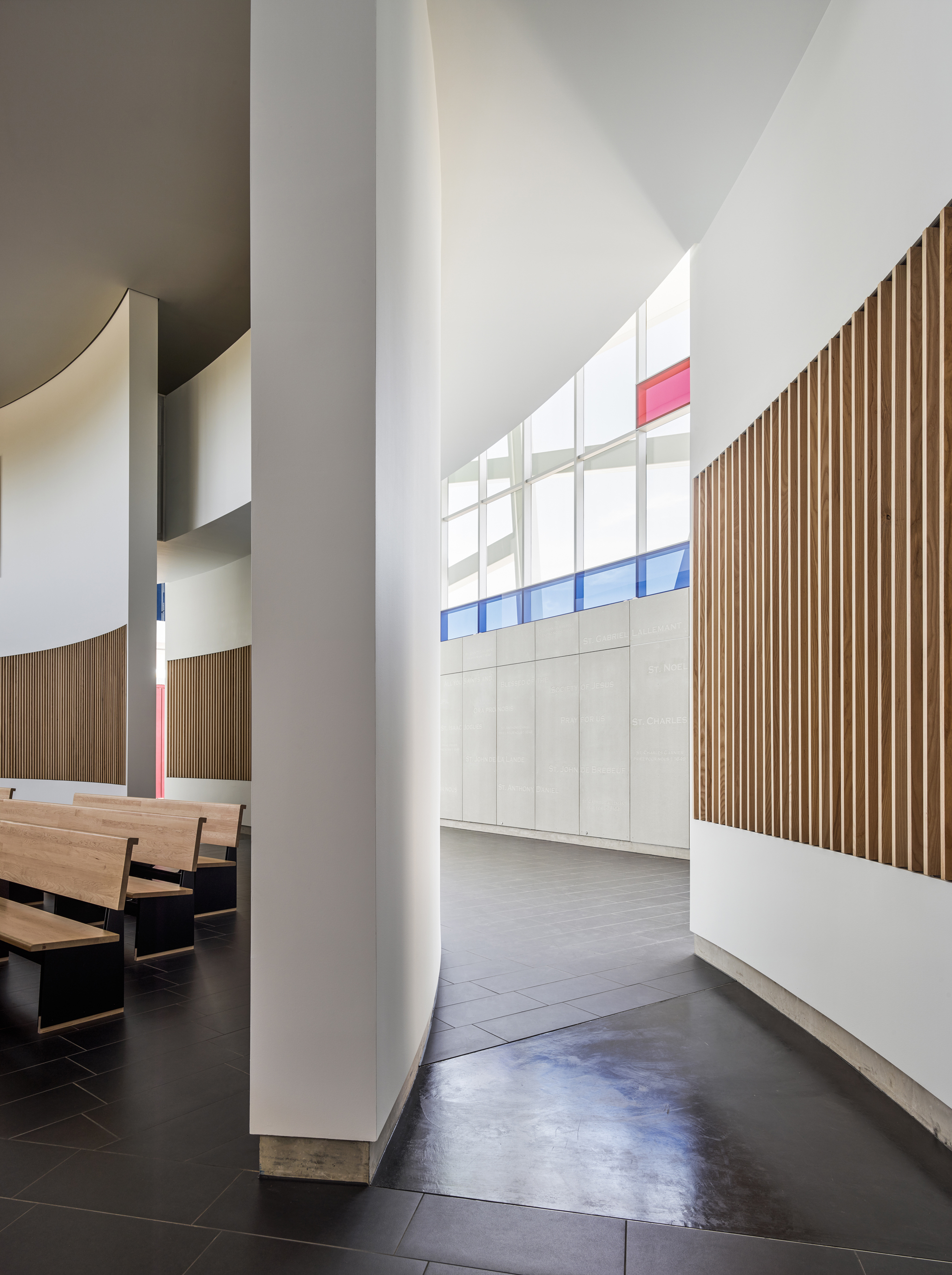 Jesuit High School Chapel of the North American Martyrs by Hodgetts ...