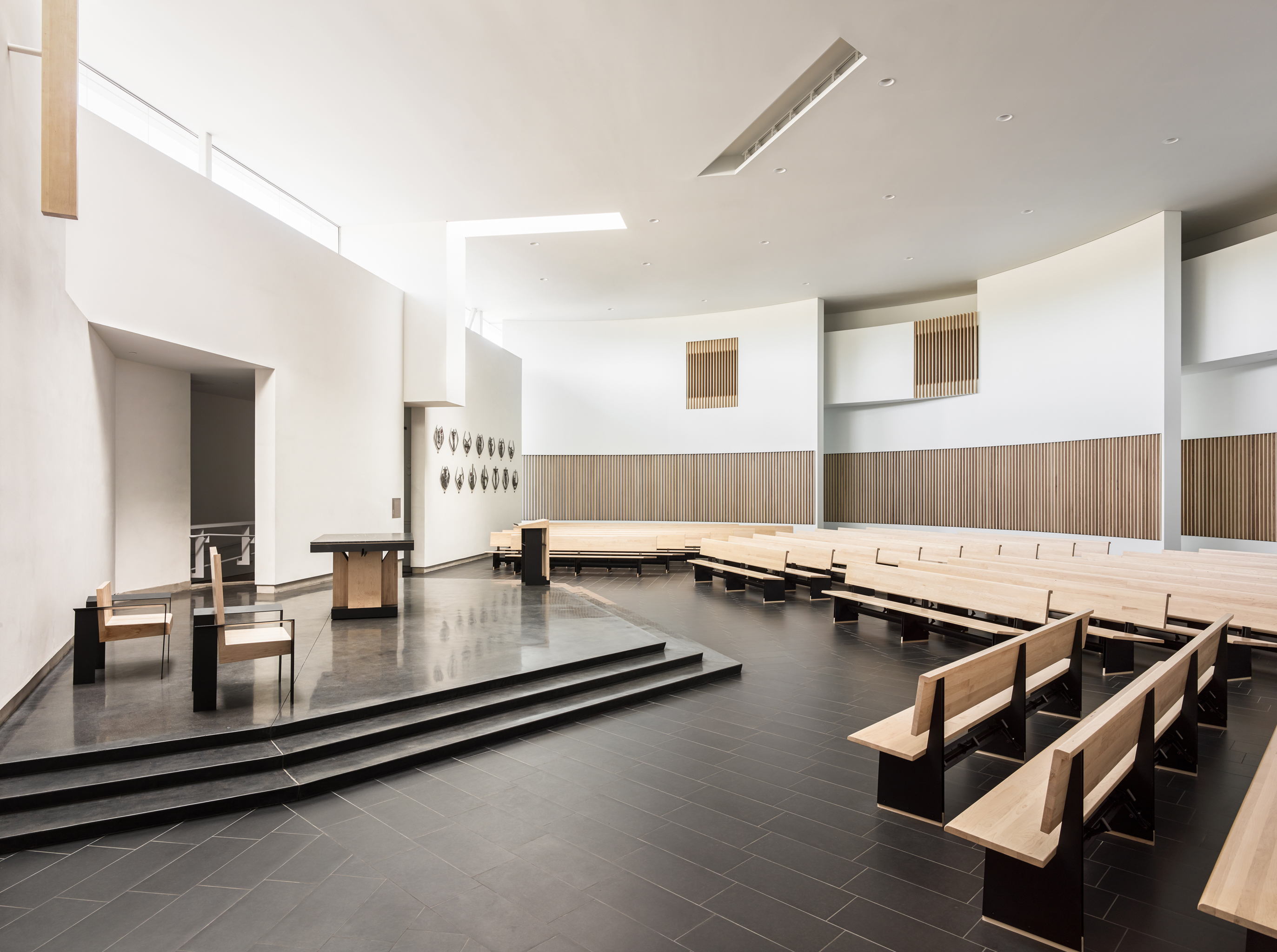 Jesuit High School Chapel of the North American Martyrs by Hodgetts ...