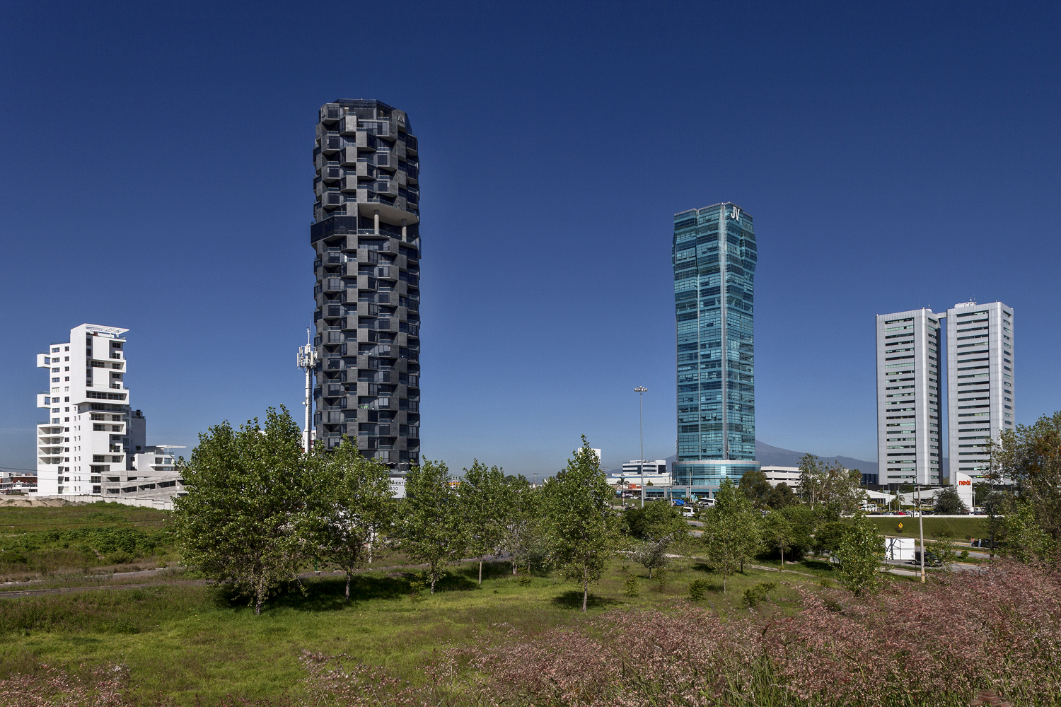 Adamant by Mayer Hasbani - Architizer