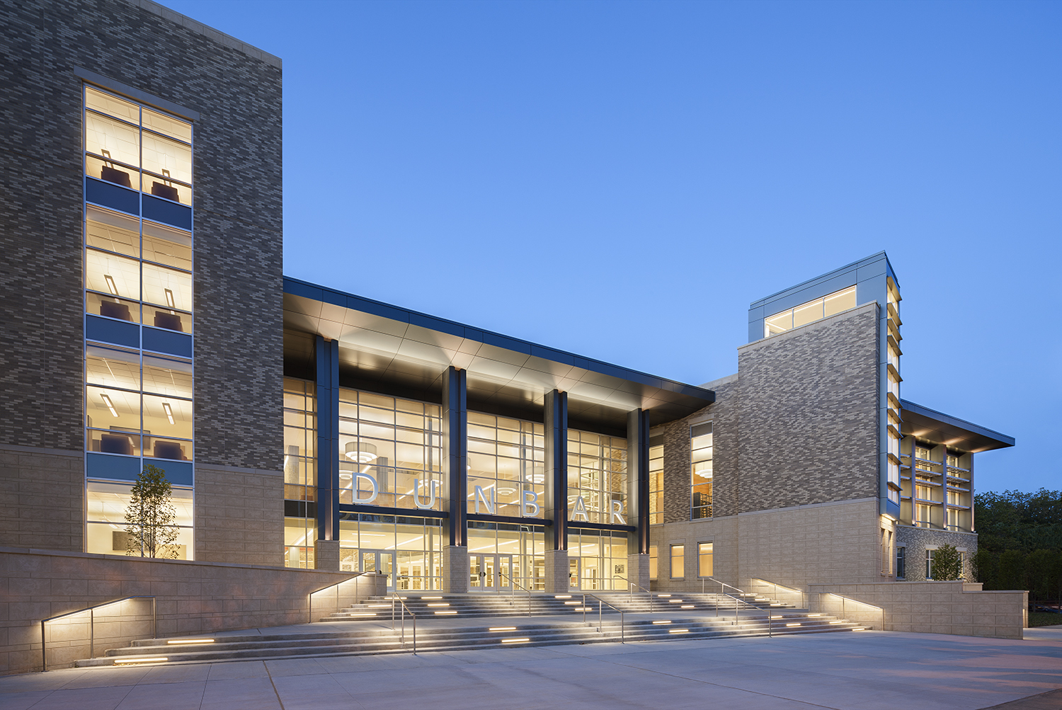 Stony Brook University Simons Center for Geometry and Physics by ...