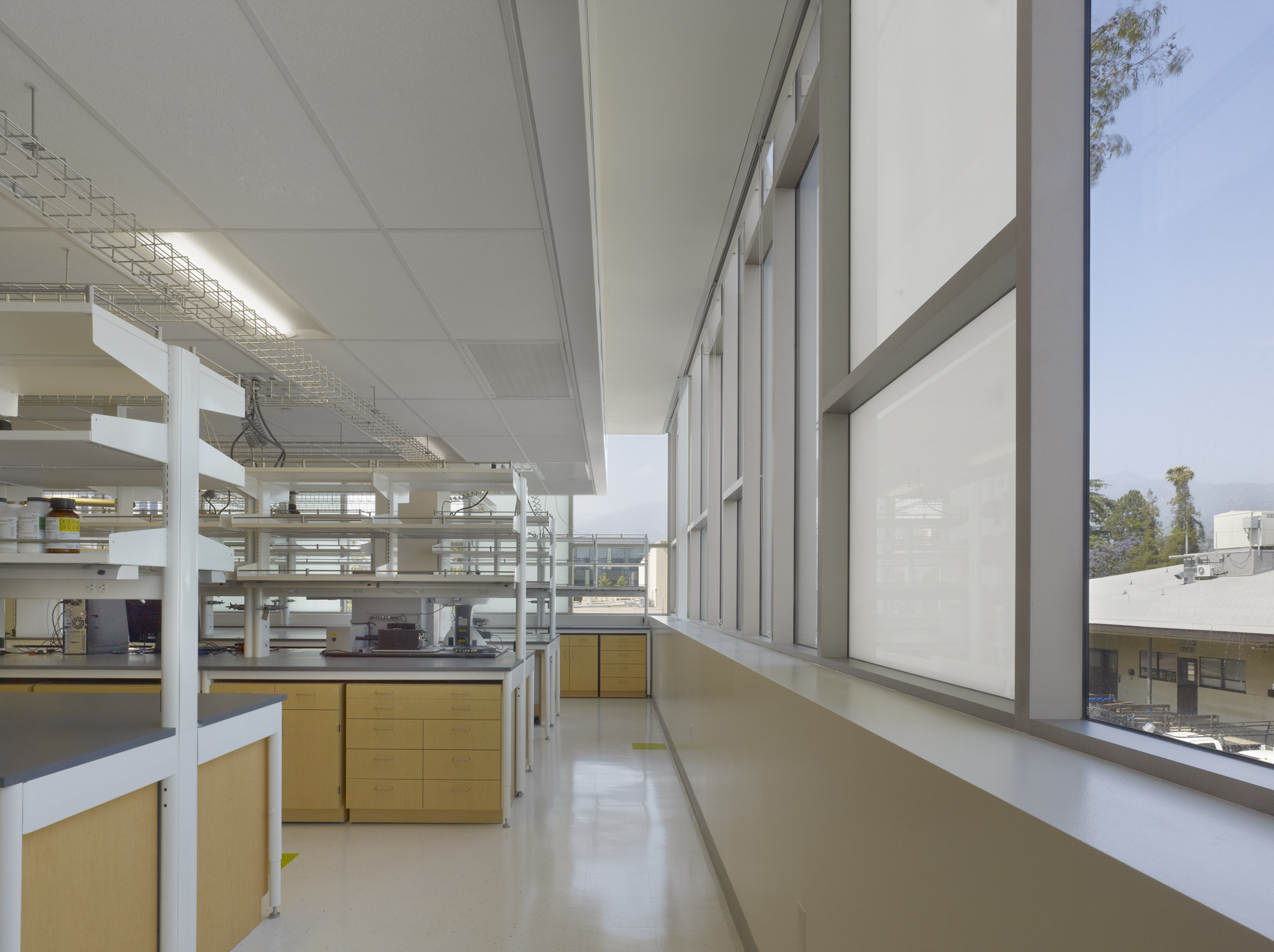 Resnick Sustainability Institute and Joint Center for Artificial ...