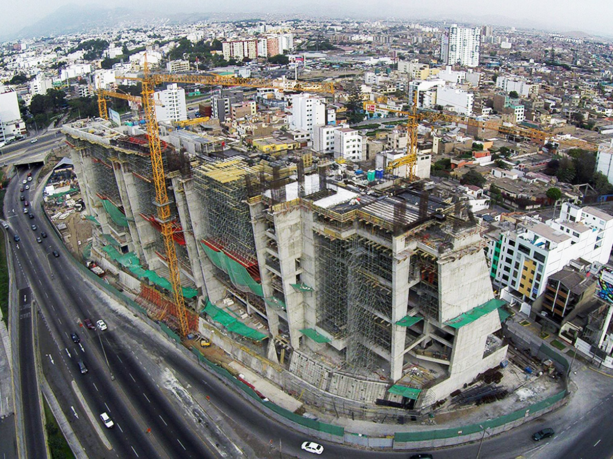 UNIVERSIDAD DE INGENIERÍA Y TECNOLOGÍA – UTEC by GCAQ ingenieros ...