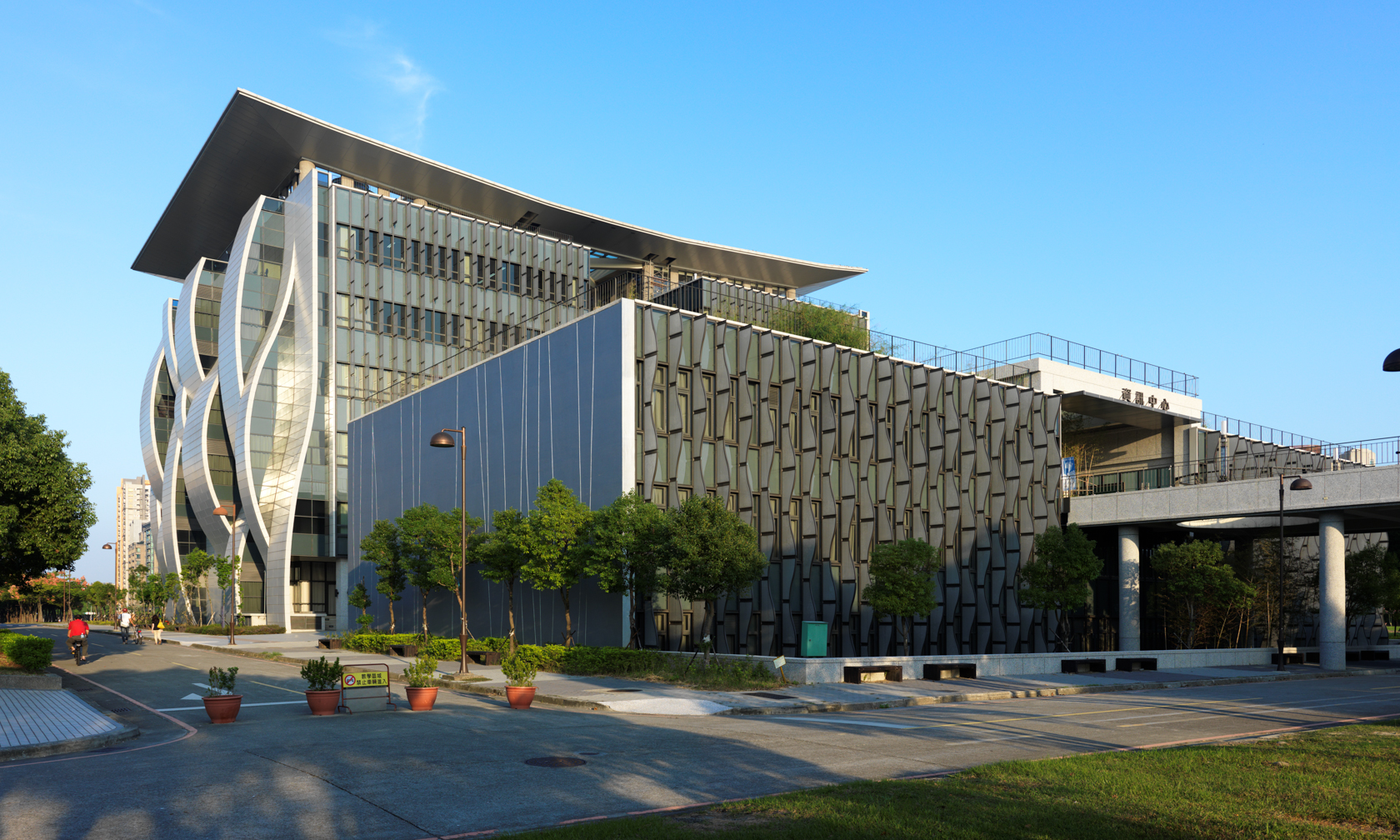 National Taipei University Library by LIAO Architect & Associates ...