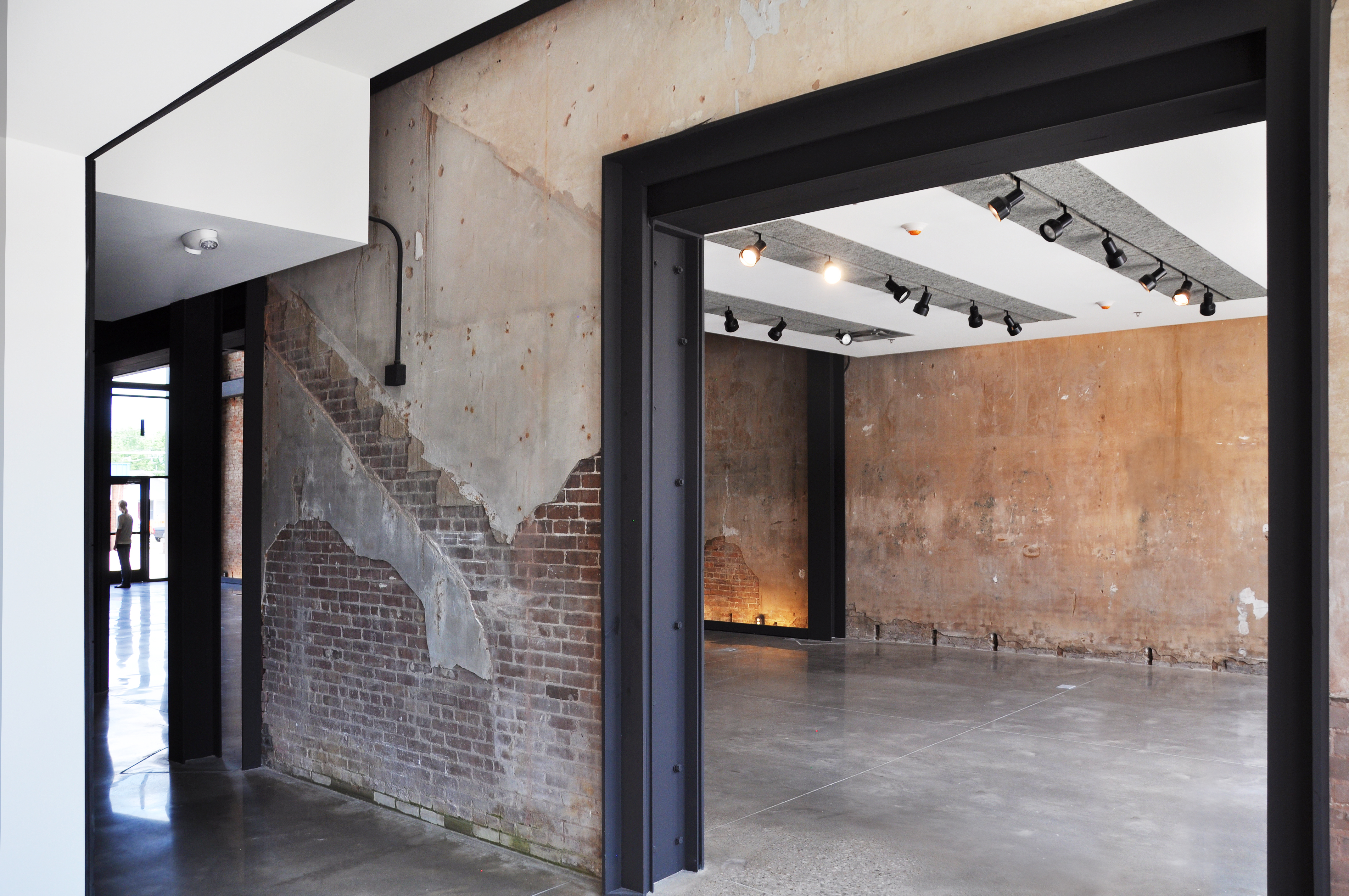 Guthrie Transportation Museum & Welcome Center by de Leon & Primmer ...