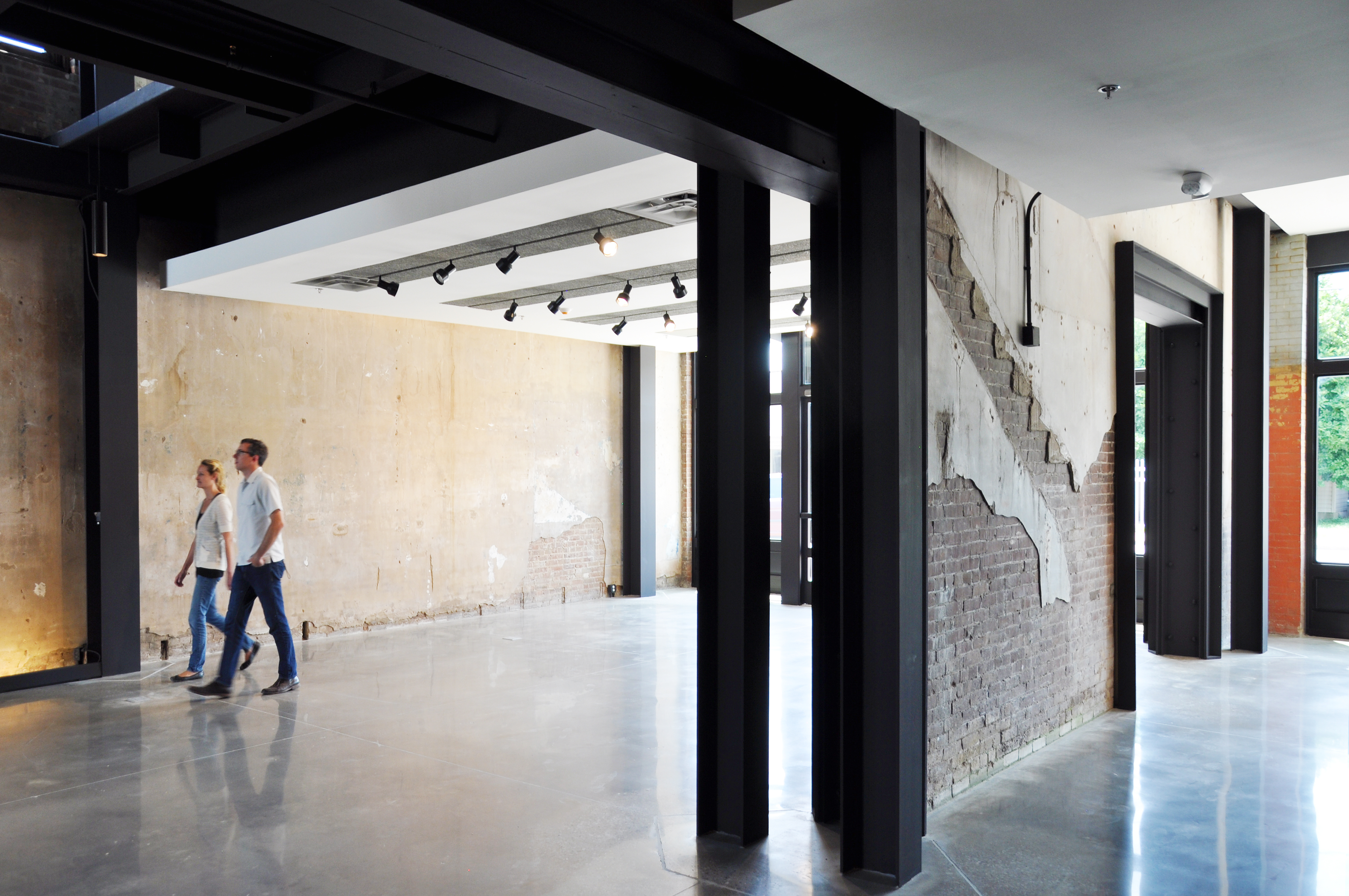 Guthrie Transportation Museum & Welcome Center by de Leon & Primmer ...