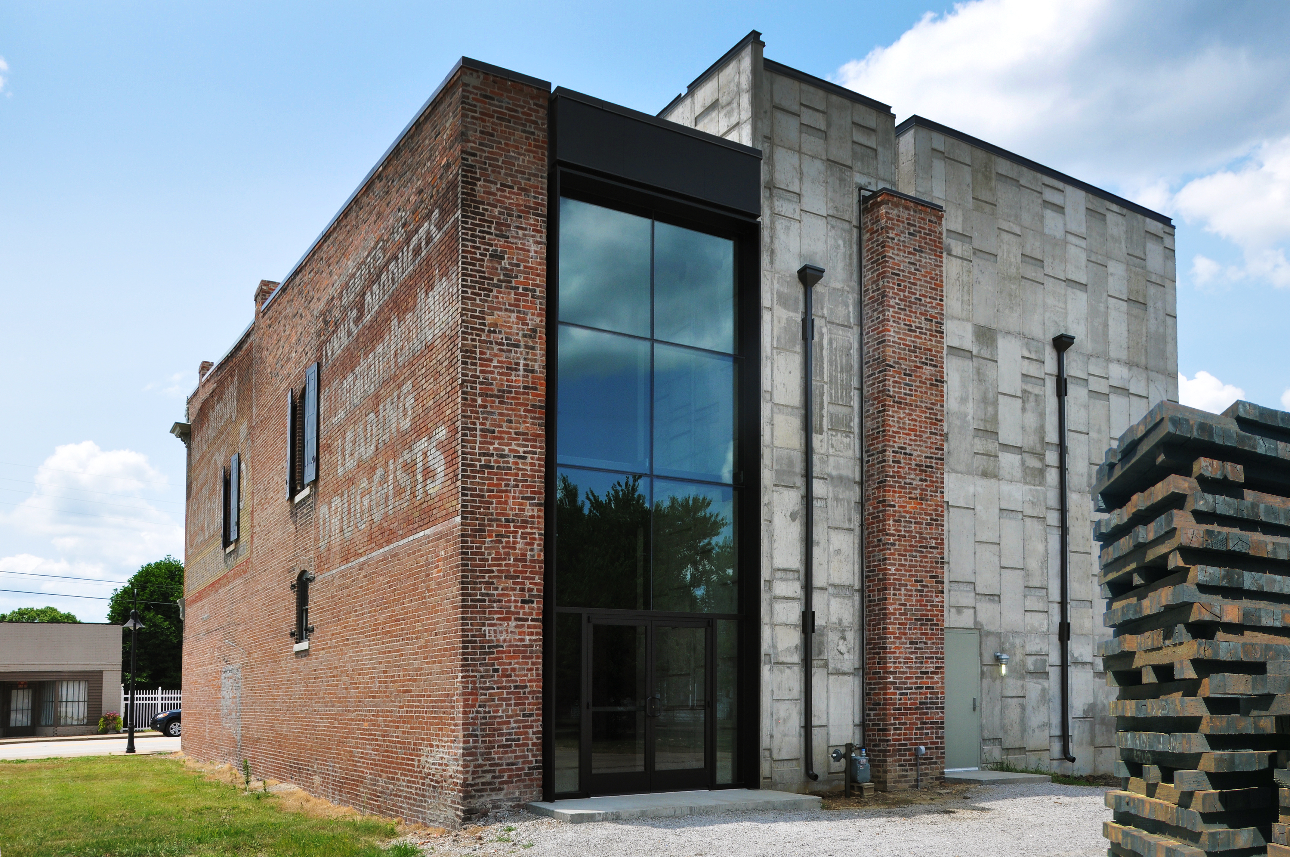Guthrie Transportation Museum & Welcome Center by de Leon & Primmer ...