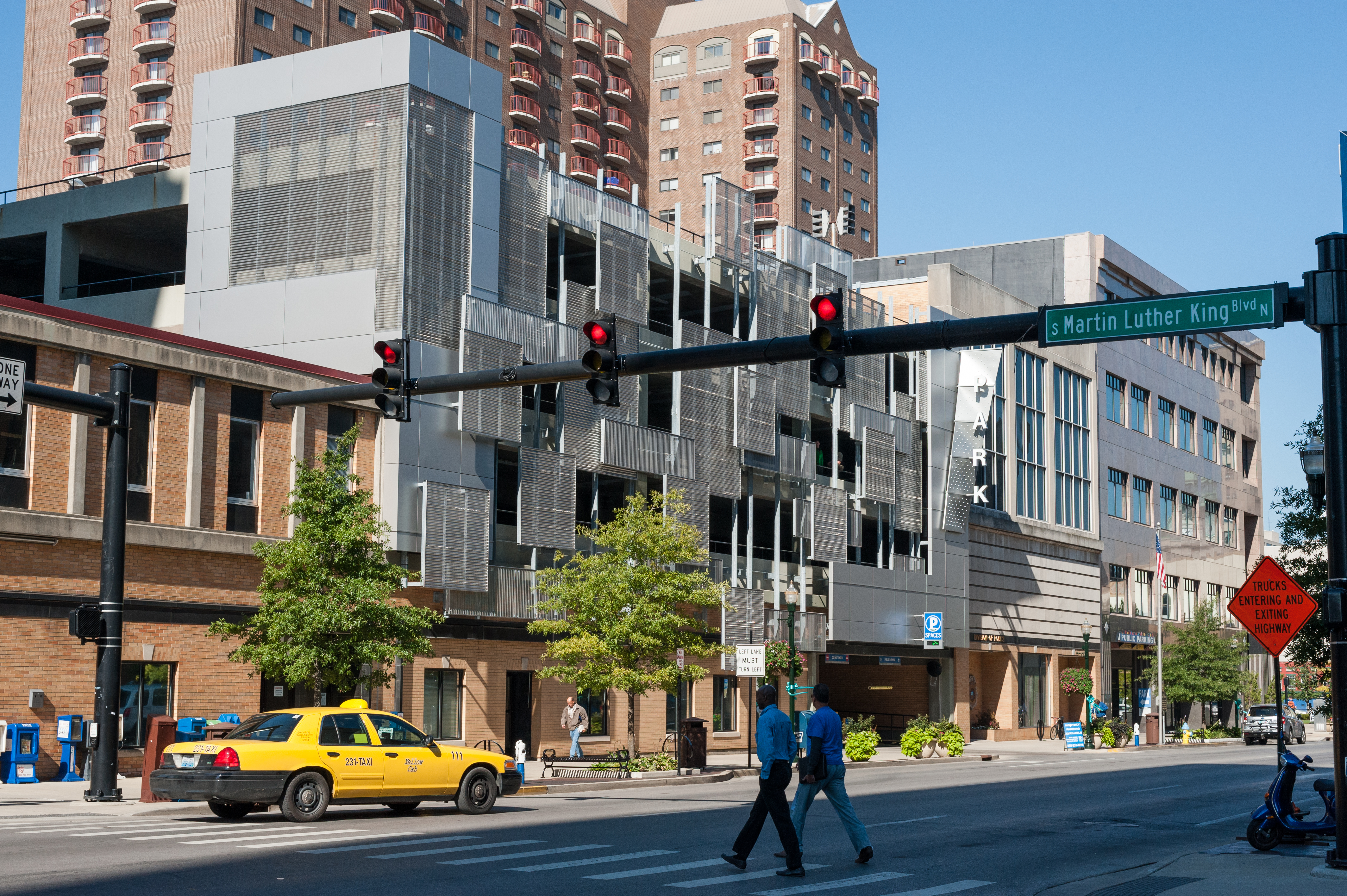 Helix Garage by POHL ROSA POHL architecture+design - Architizer