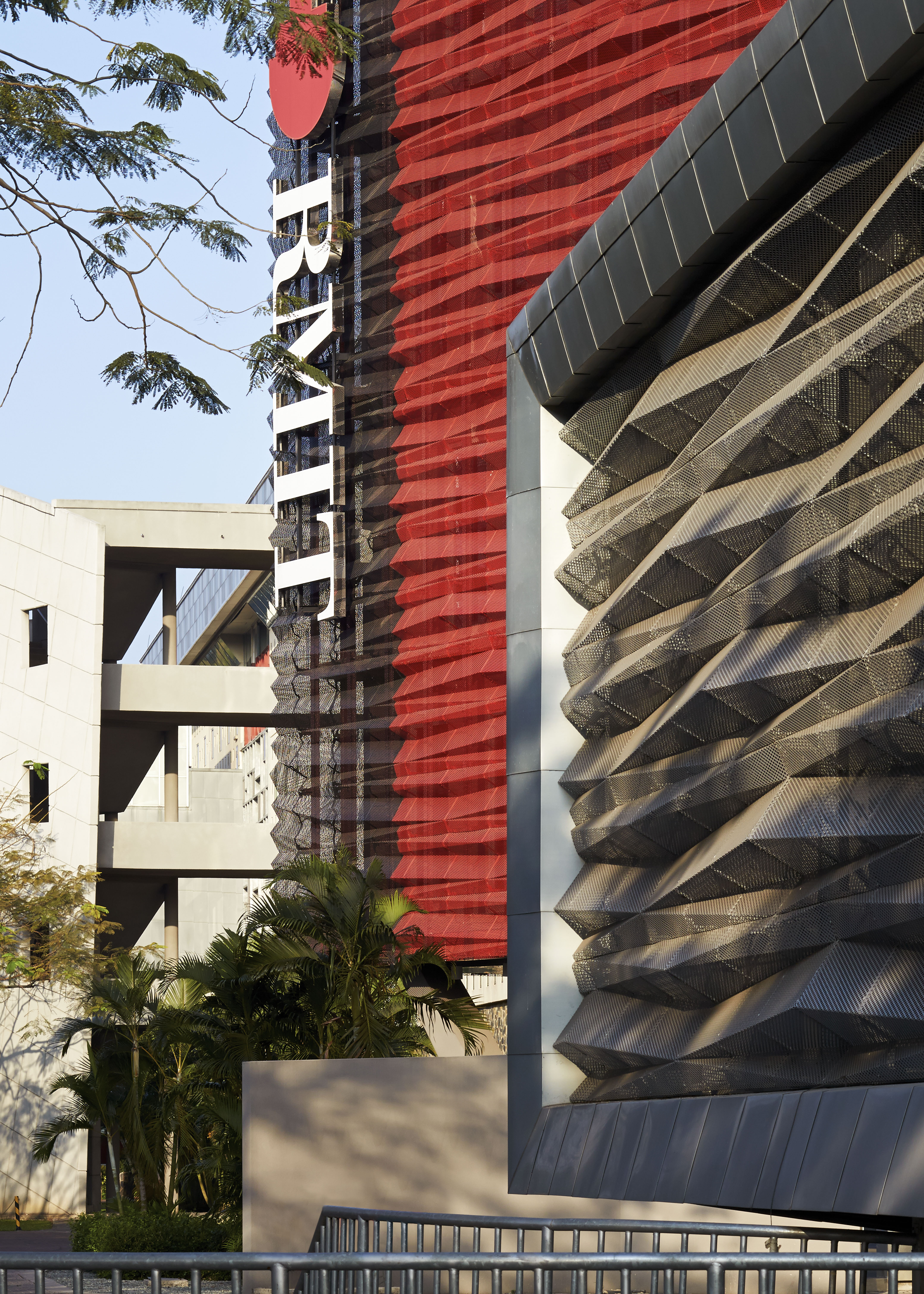 RMIT Academic Building 2 by Spowers Architects - Architizer