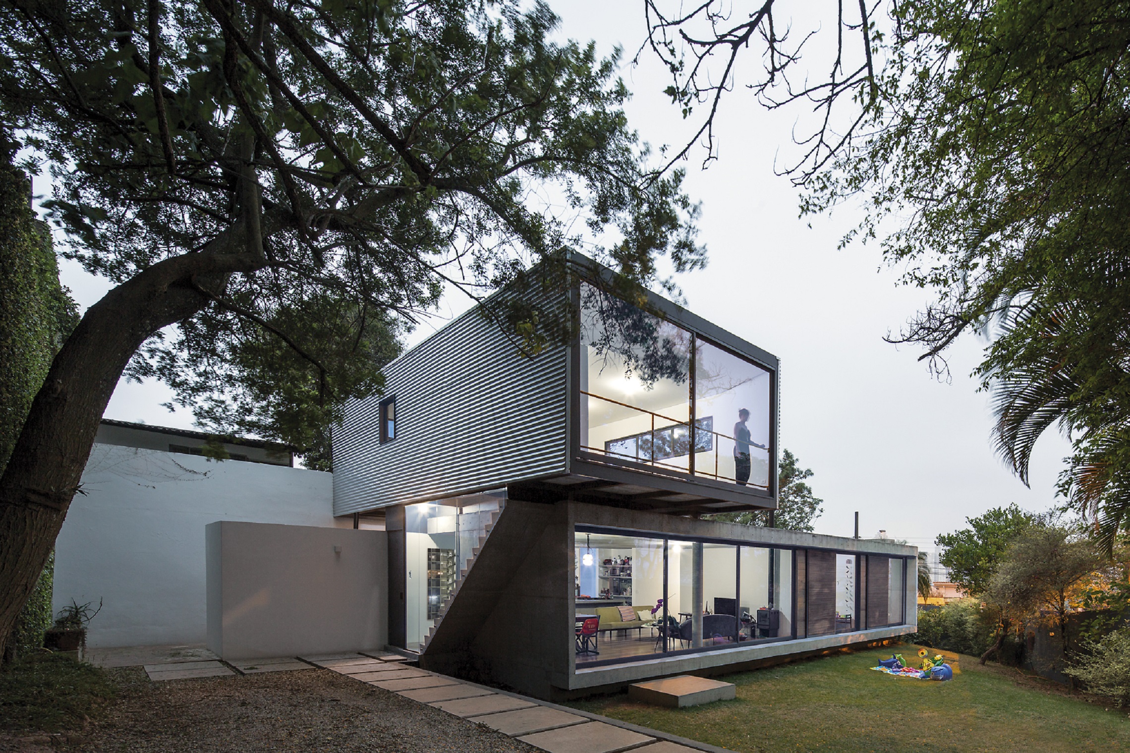 LP House by Metro Arquitetos Associados - Architizer