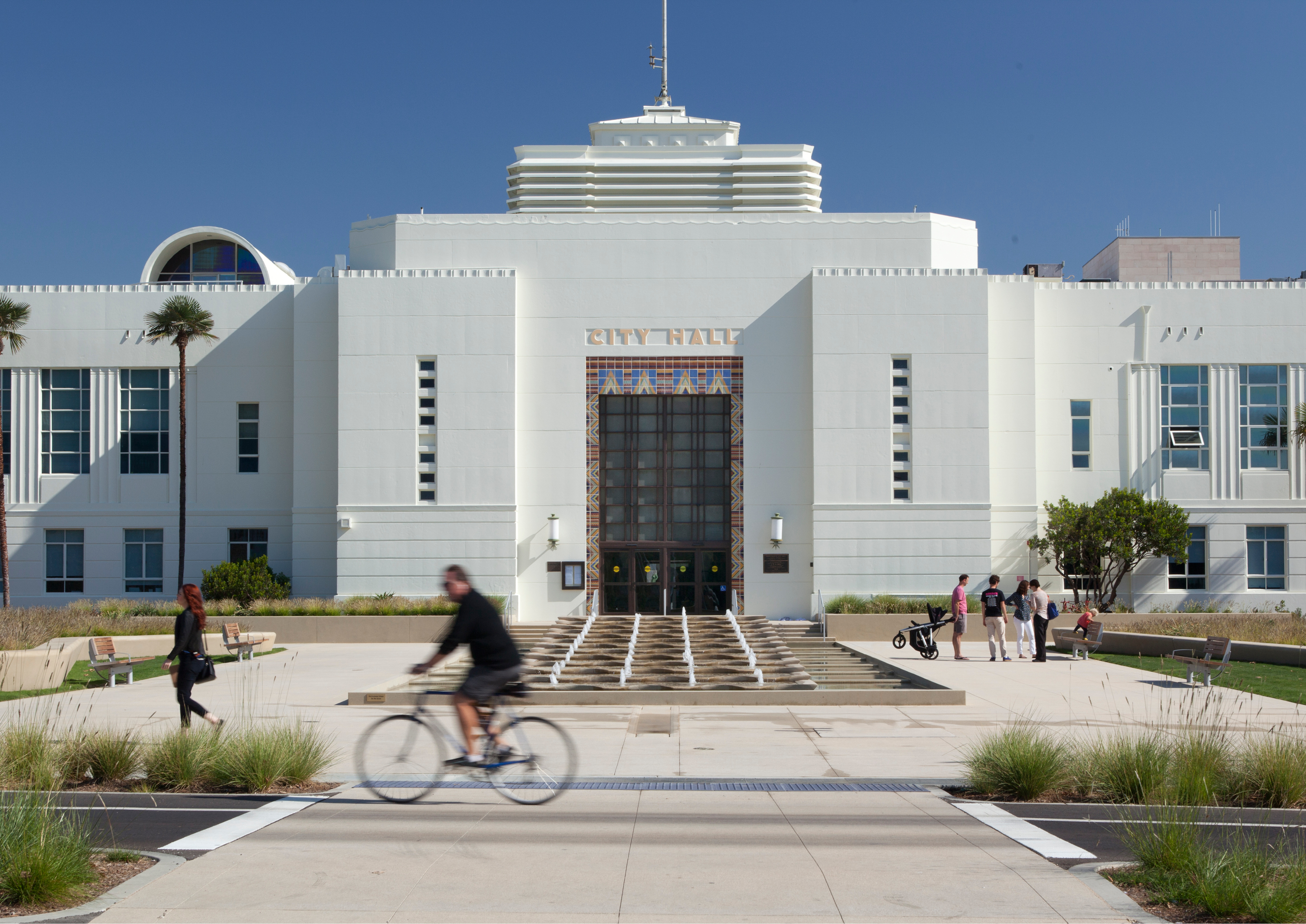 Idea 1134951: Tongva Park and Ken Genser Square by Field Operations in ...