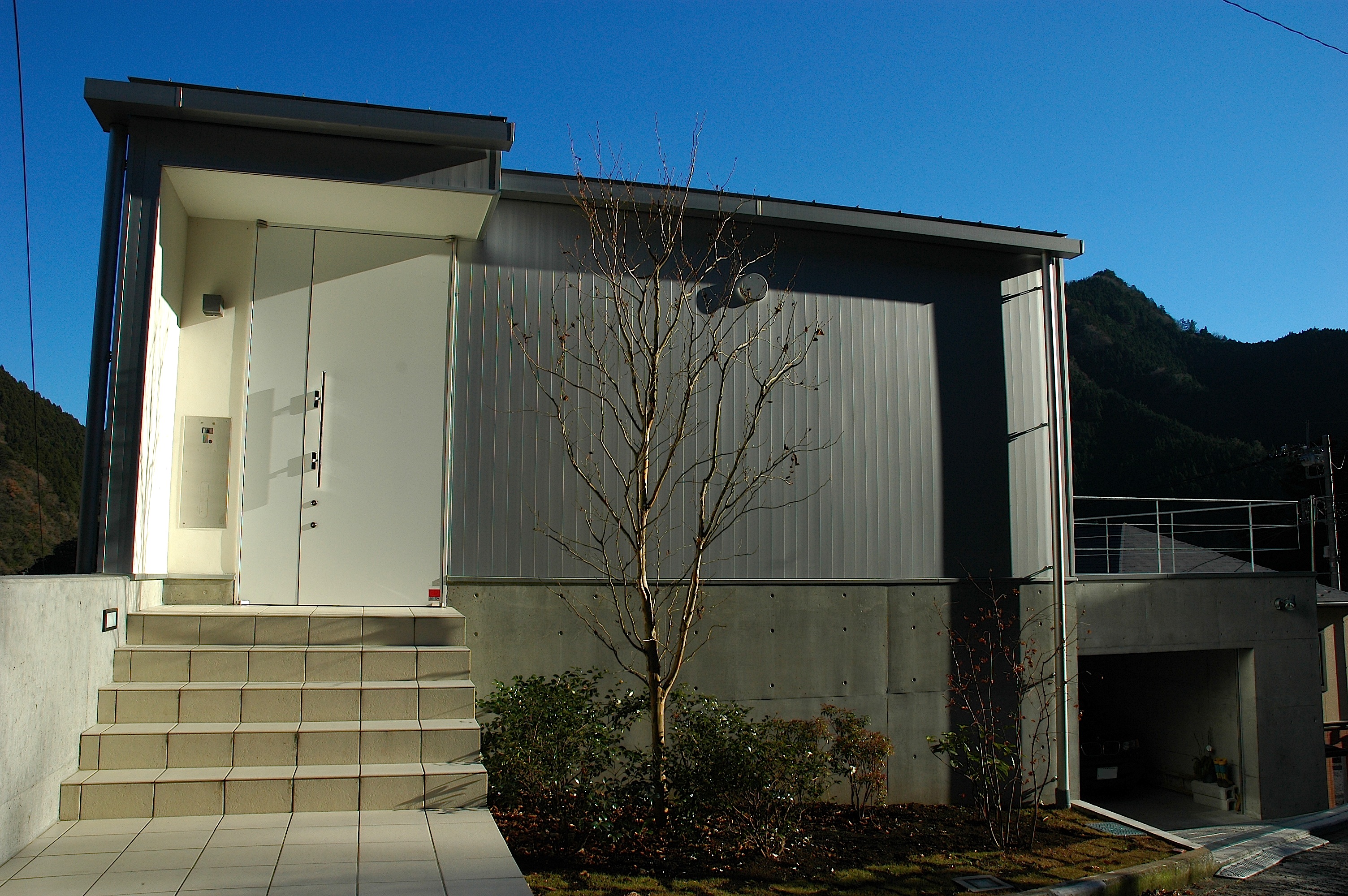 OT-House by Nakama Kunihiko Architects - Architizer