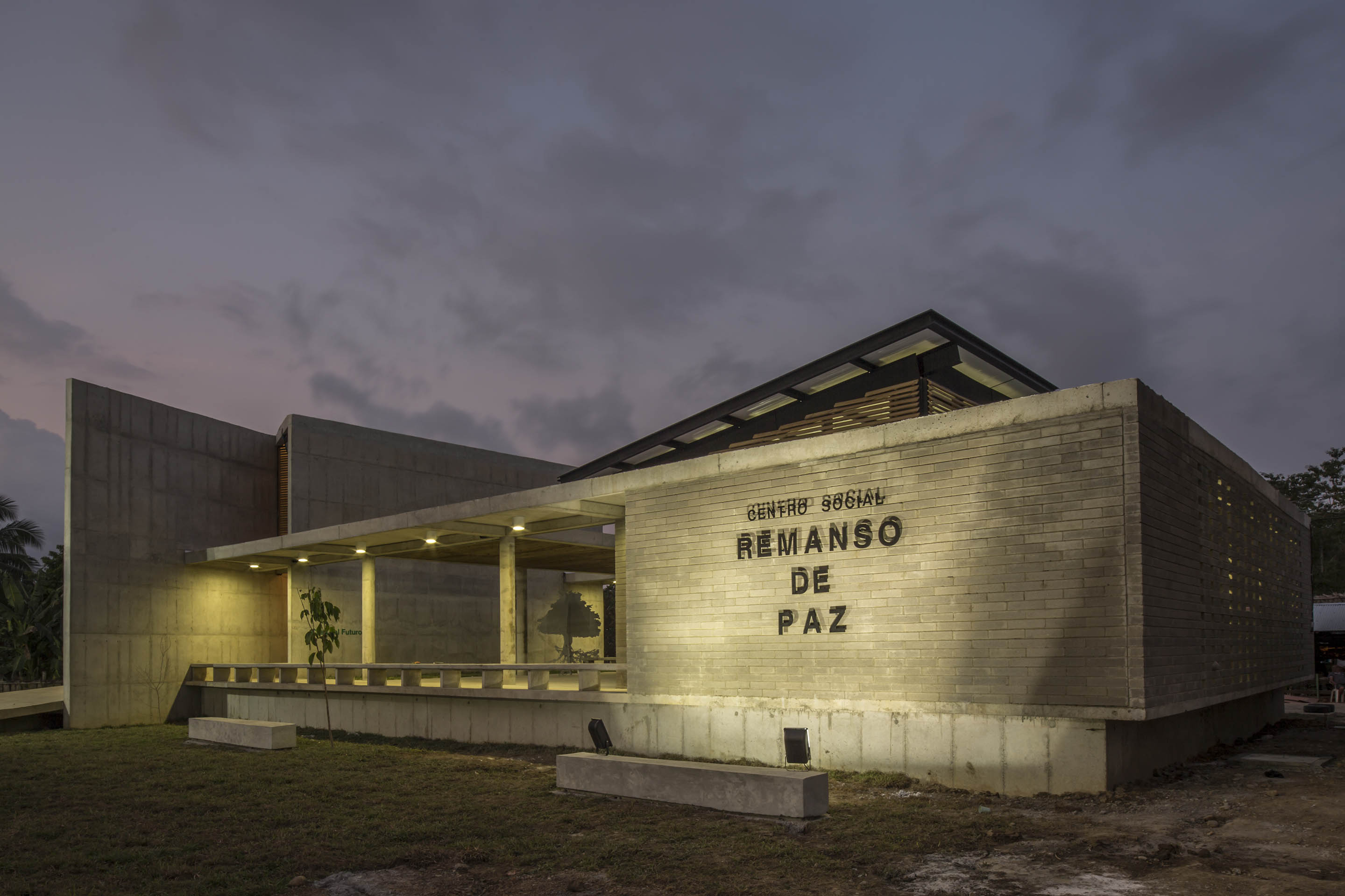 HOUSE OF MEMORY AND COMMUNITY SPACE by Taller Sintesis - Architizer