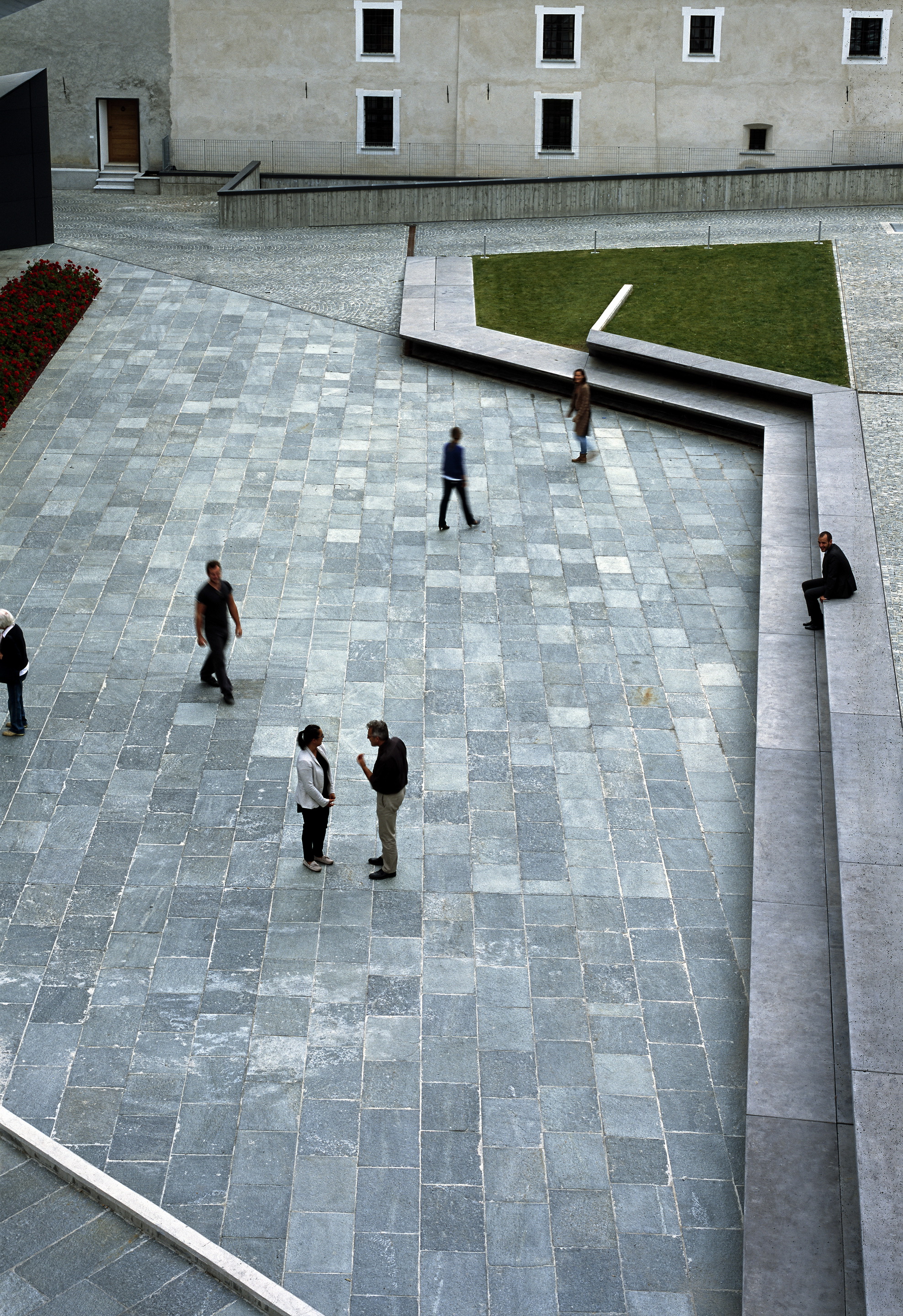 BCC Bank Caraglio by Studio Kuadra - Architizer