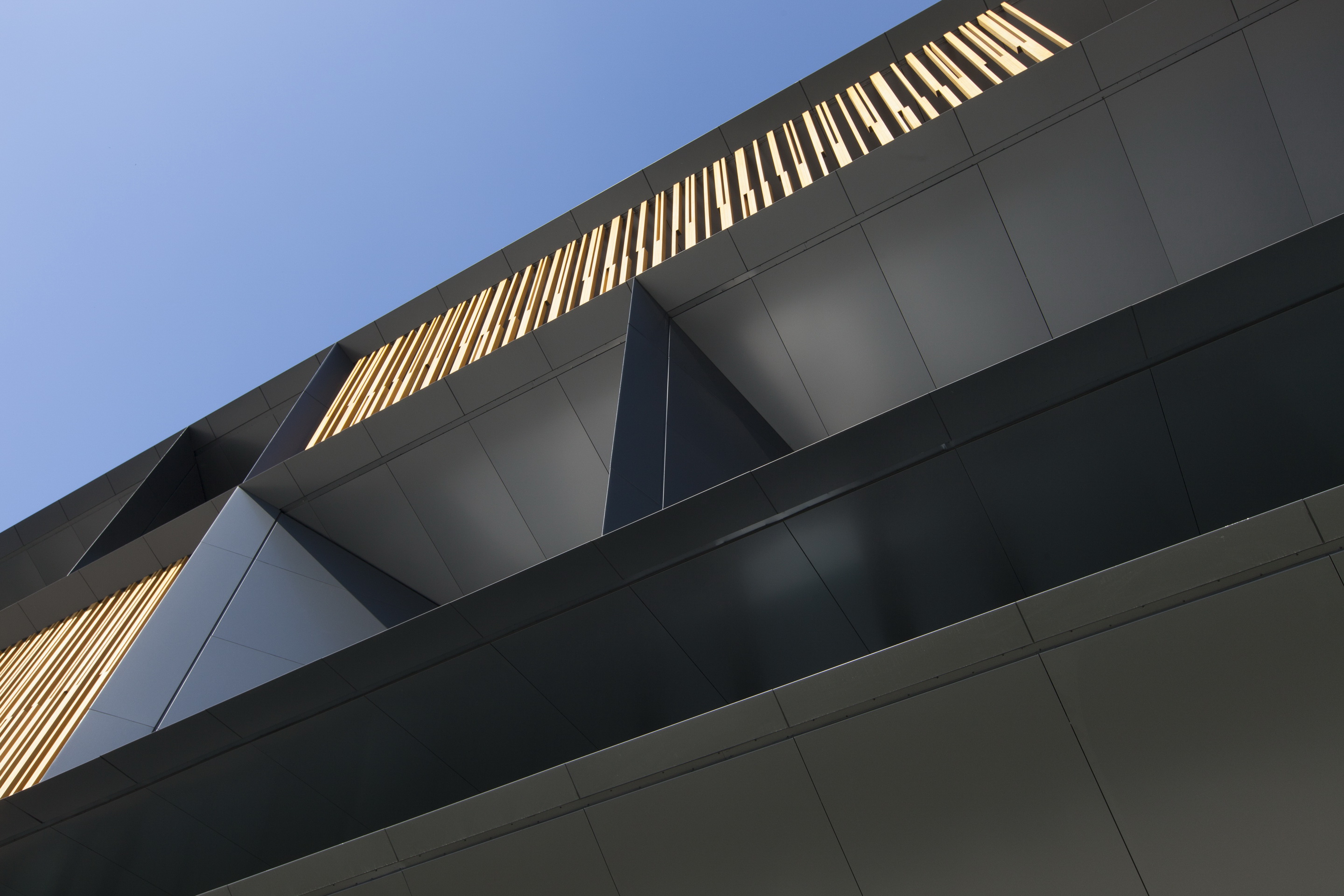 BCC Bank Caraglio by Studio Kuadra - Architizer