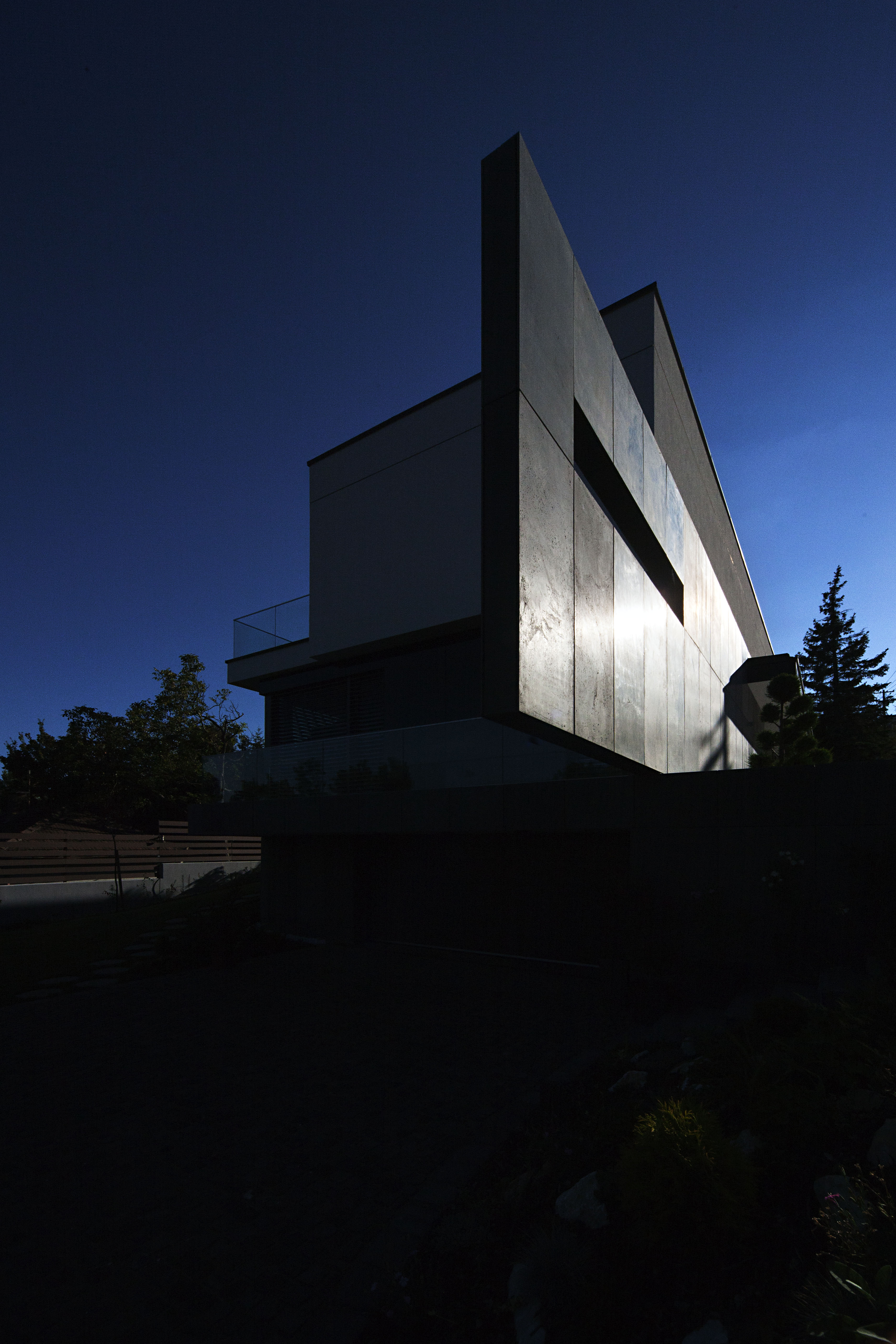 Floating Blocks by Tóth Project Architecture Office - Architizer