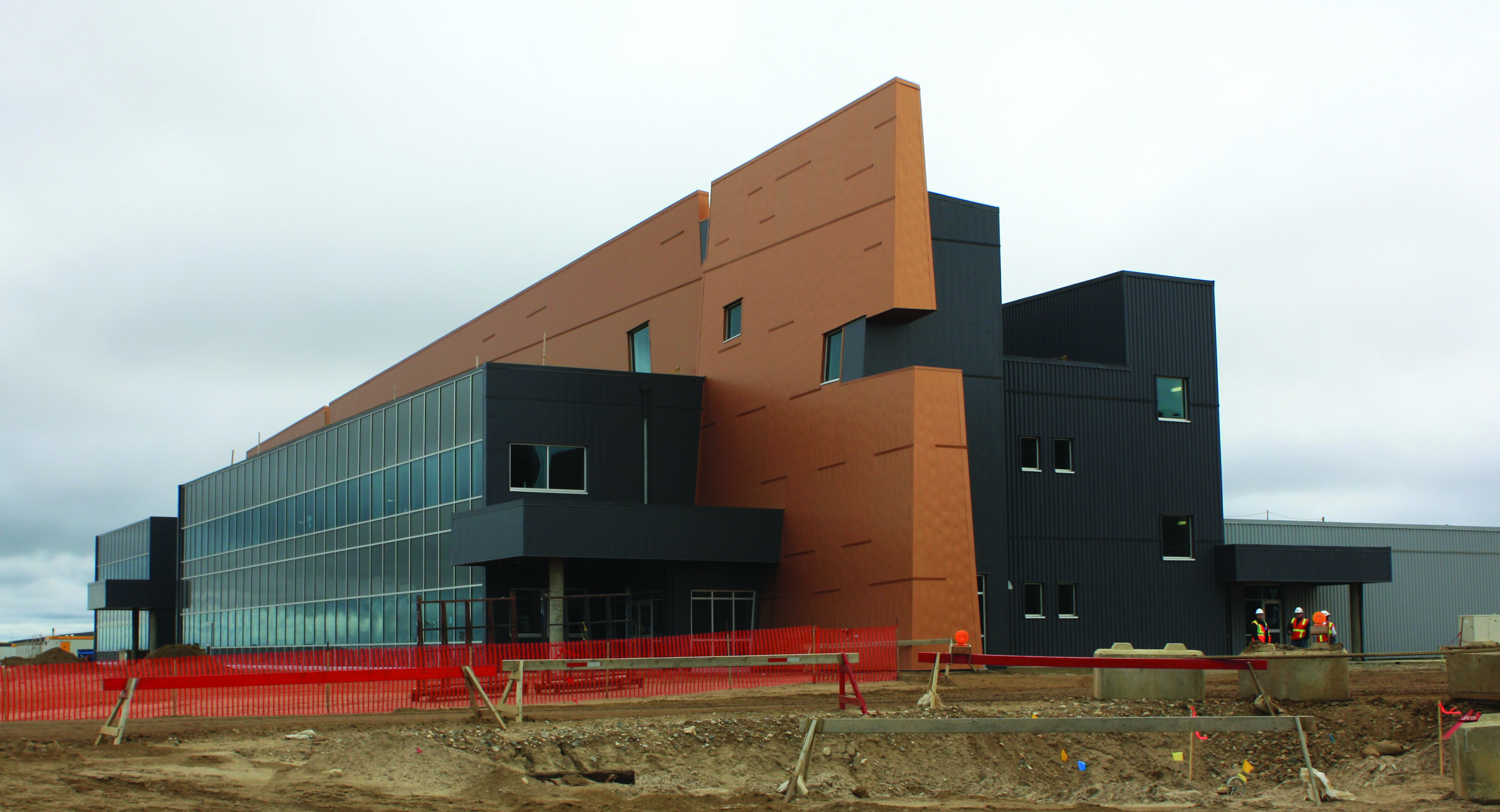 Shell Jackpine Mine Administration Complex by SAHURI + Partners ...