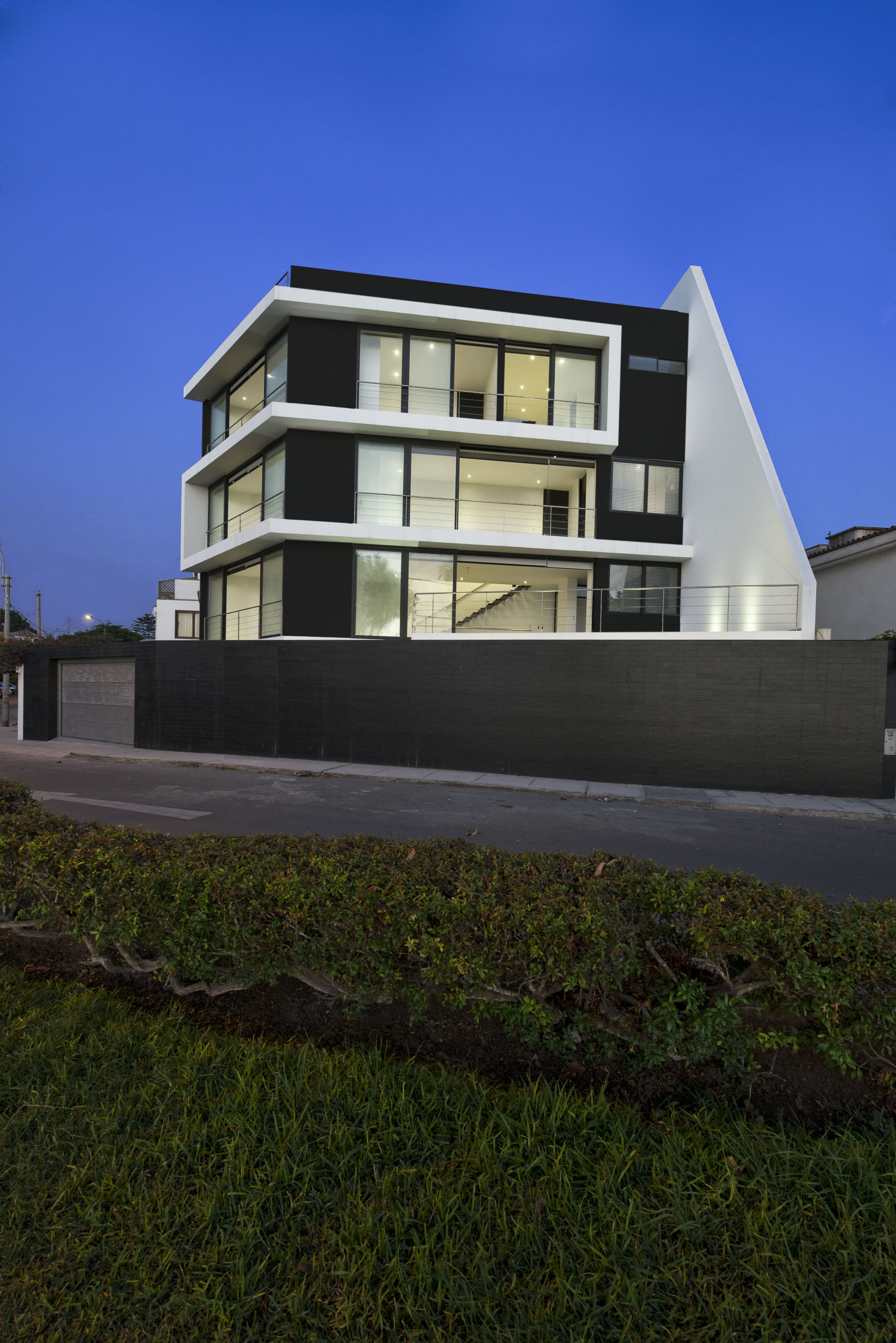 Vertical House by Juan Carlos Doblado - Architizer