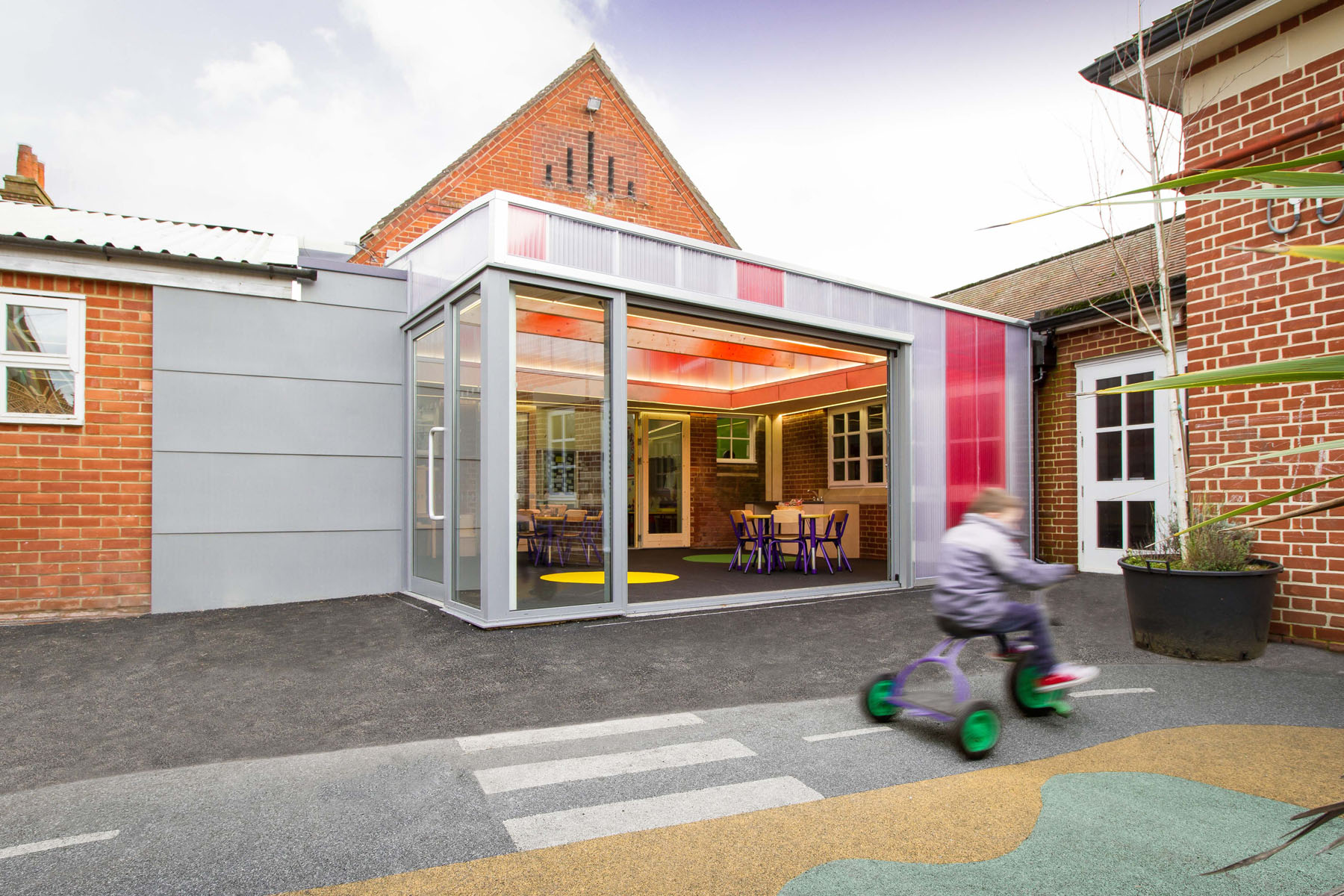 Downton Primary School | Internal Playground by Footprint Architects ...