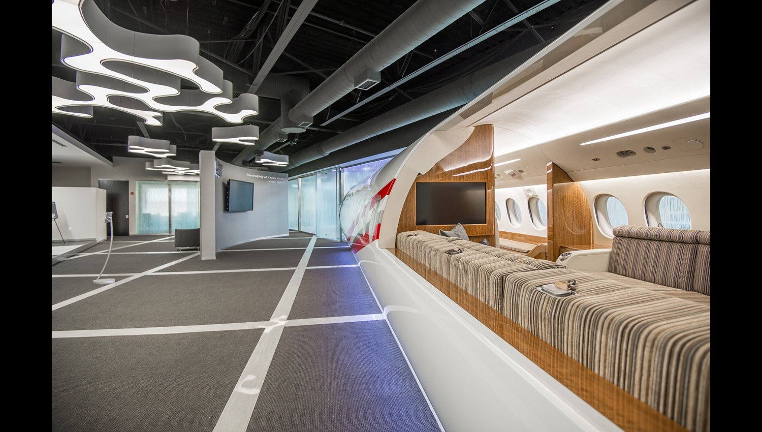 Dassault Falcon Corporation North American Headquarters-Showroom by NK ...