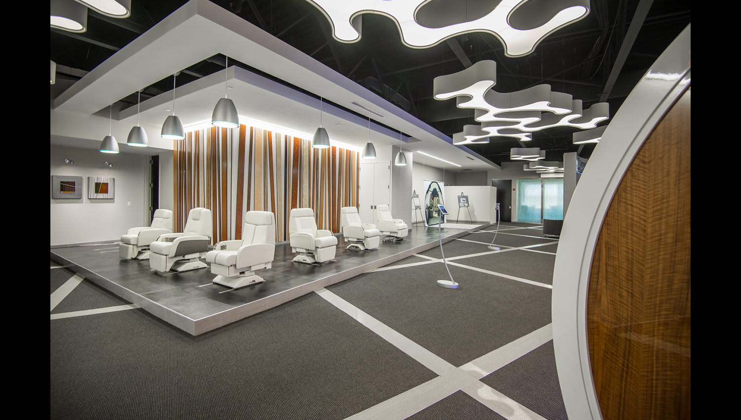 Dassault Falcon Corporation North American Headquarters-Showroom by NK ...
