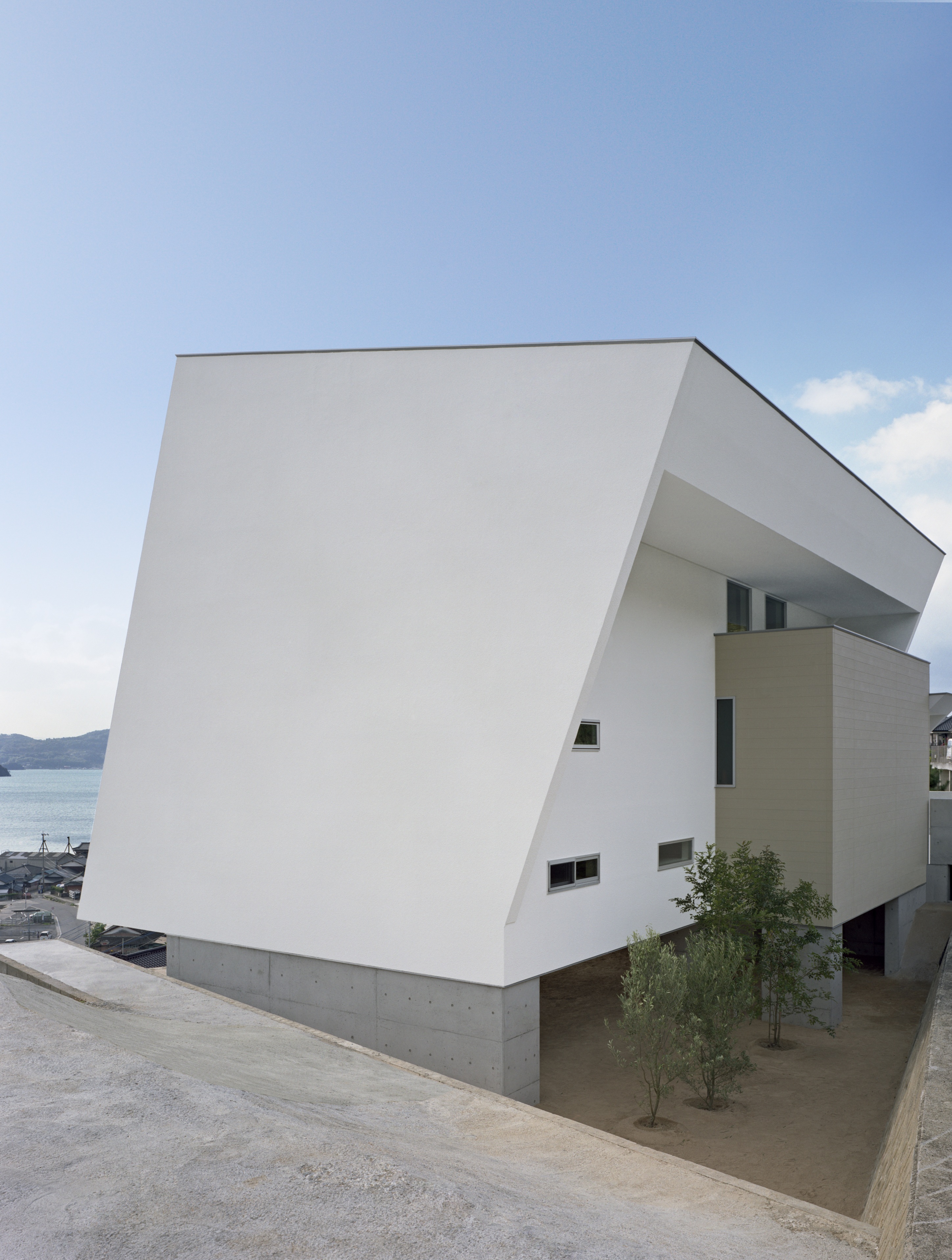 I-house 「 House Of Horizon 」 by Architect Show Co.,Ltd. Masahiko Sato ...