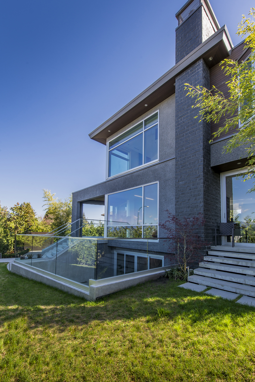 Yeterian Residence by VictorEric Premium Homes - Architizer