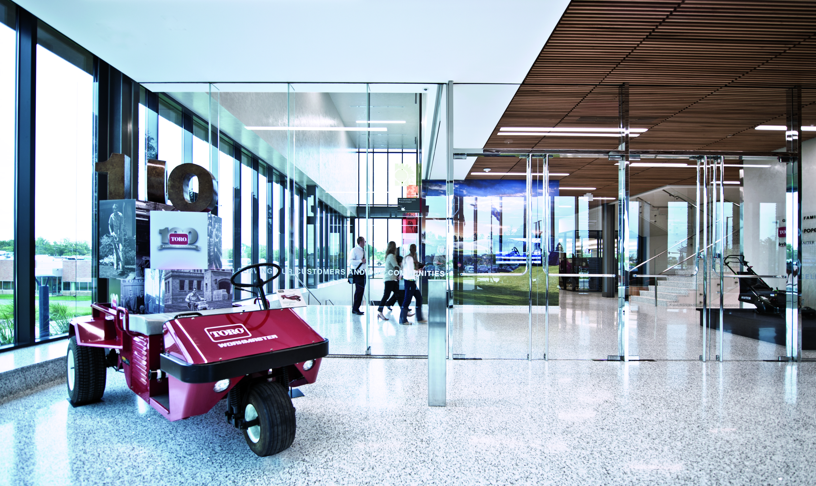 Toro Headquarters and Product Development Center by Leo A Daly - Architizer