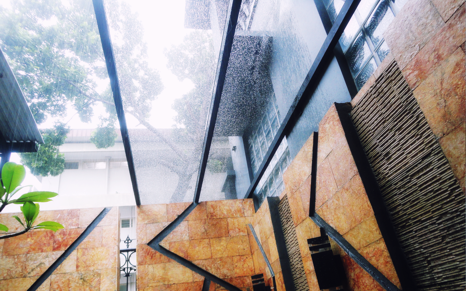 Sub-Micro Project-MRICAN COURTYARD by Indoarsia Architecture Studio ...