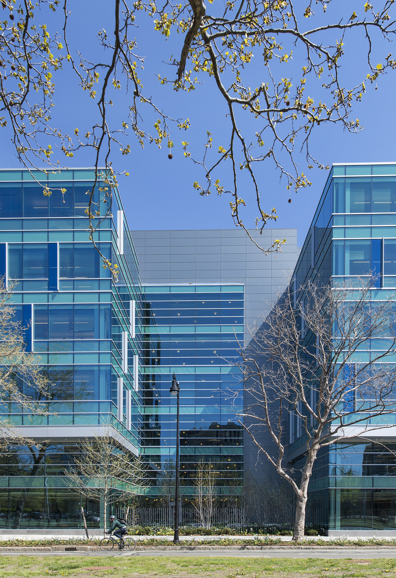 Biogen Idec Global Headquarters by SGA - Architizer