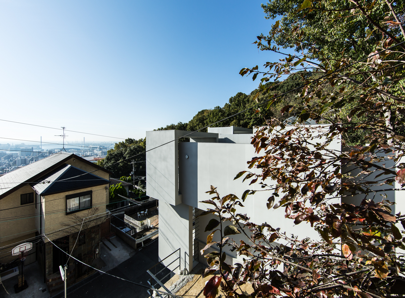 Slide House by Masahiro Miyake (y+M design office) - Architizer