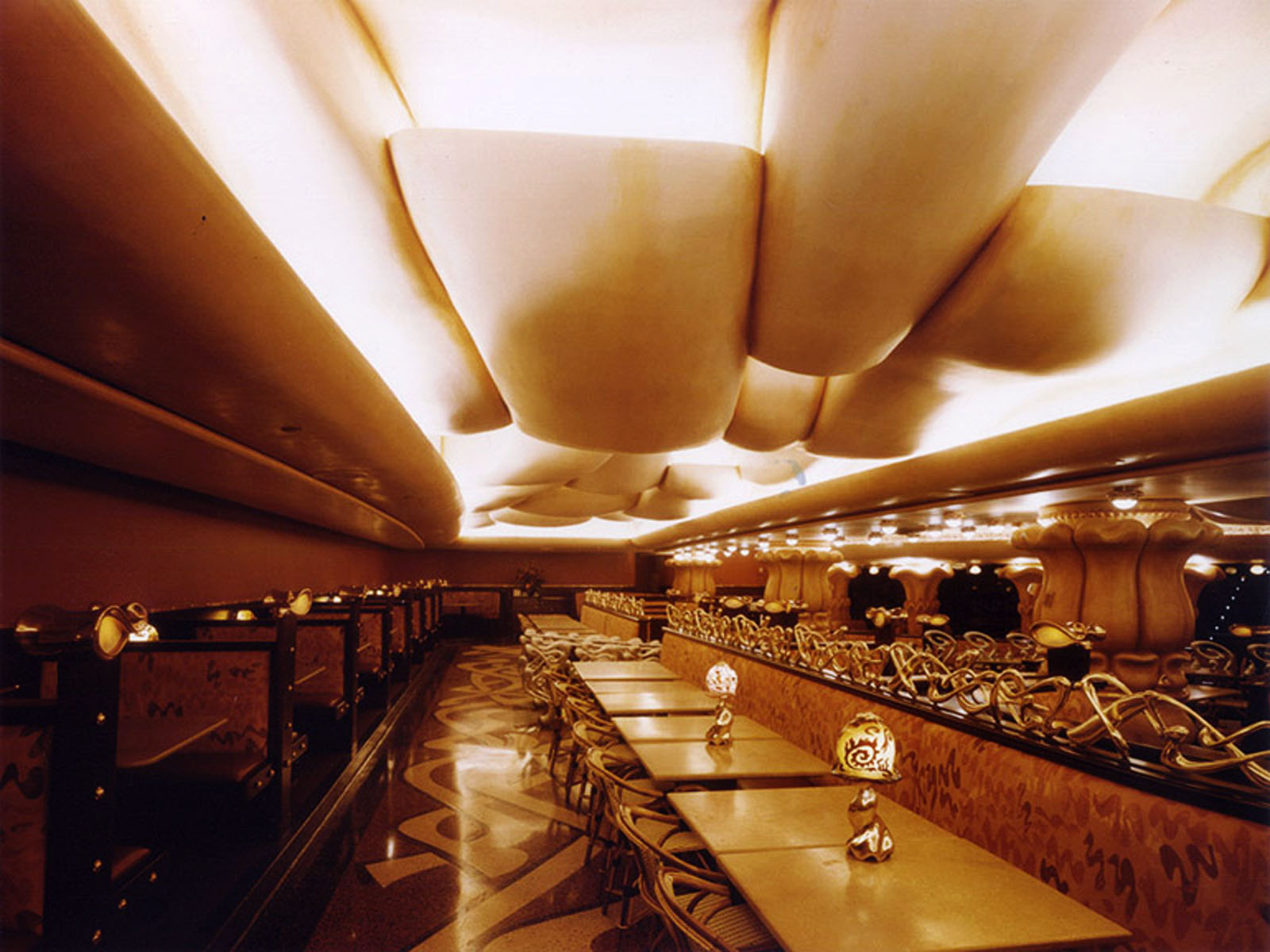 Cheesecake Factory by Jordan Mozer and Associates, Ltd. - Architizer