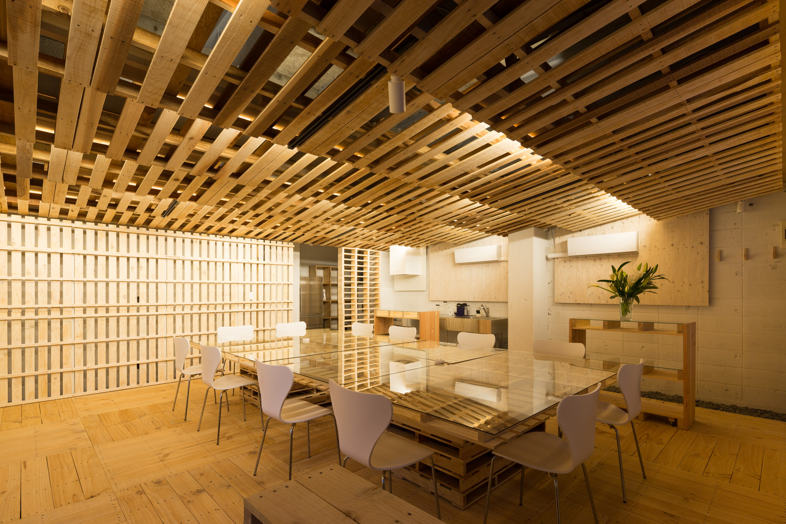 “Palette” with Flap Shutters by Hiroki Tominaga Atelier - Architizer