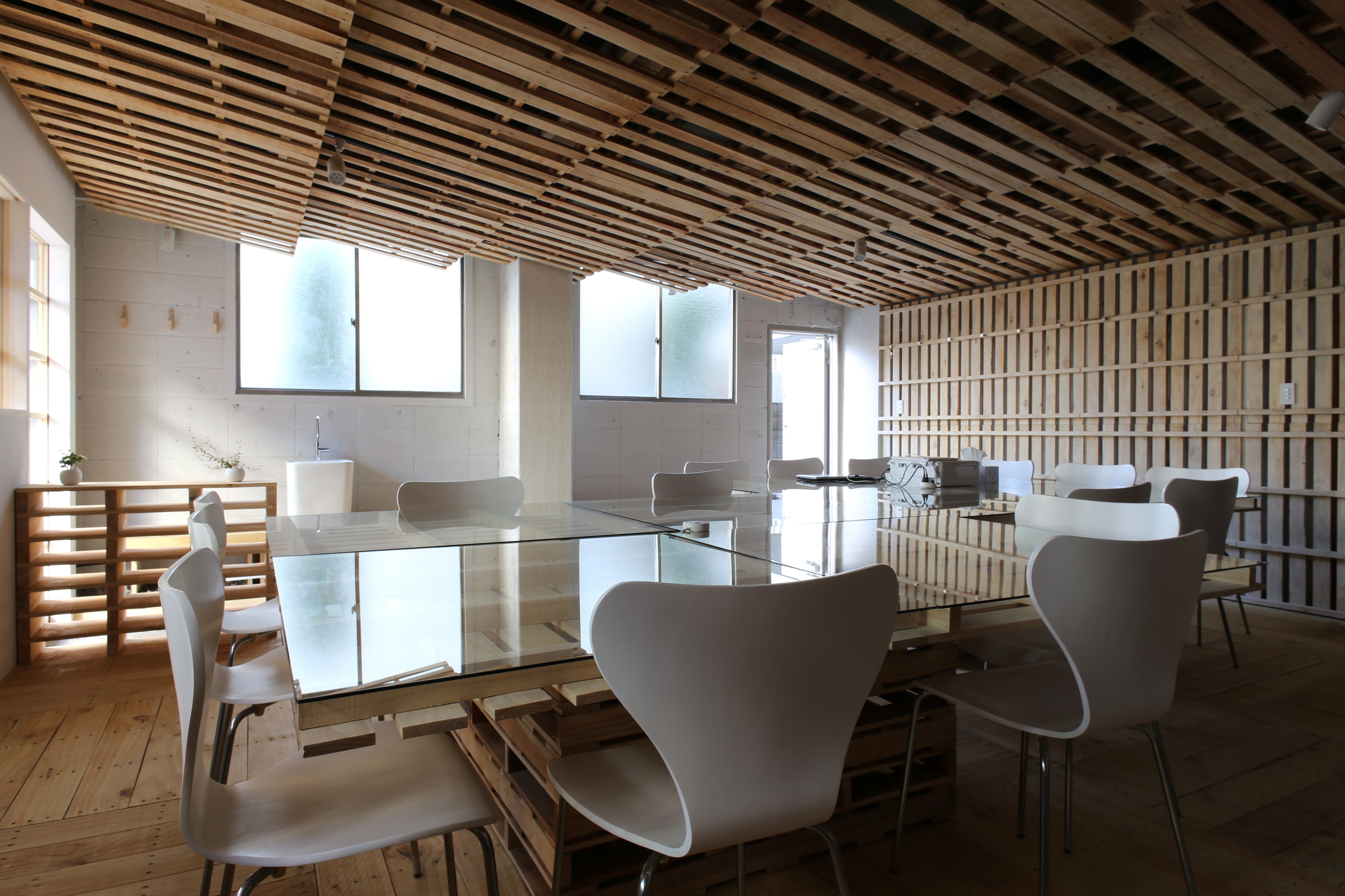 “Palette” with Flap Shutters by Hiroki Tominaga Atelier - Architizer