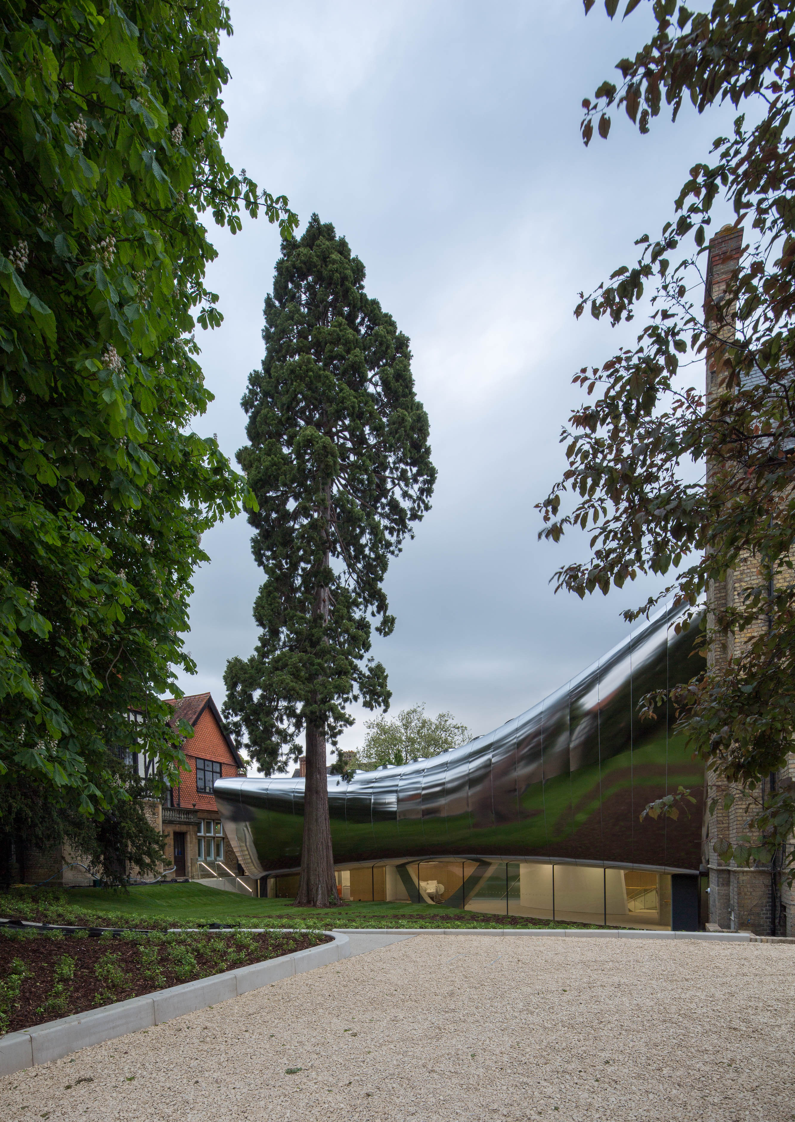 Investcorp Building by Zaha Hadid Architects - Architizer
