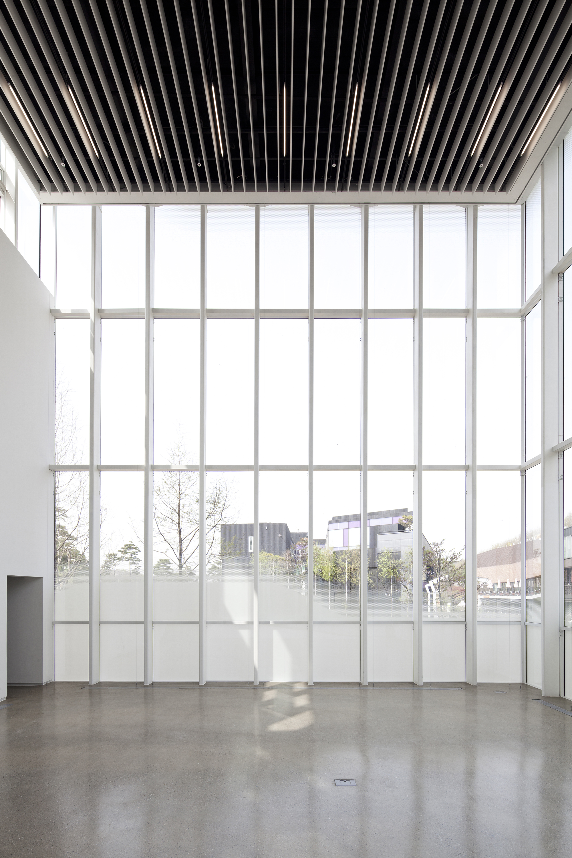 White Block Gallery by SsD - Architizer