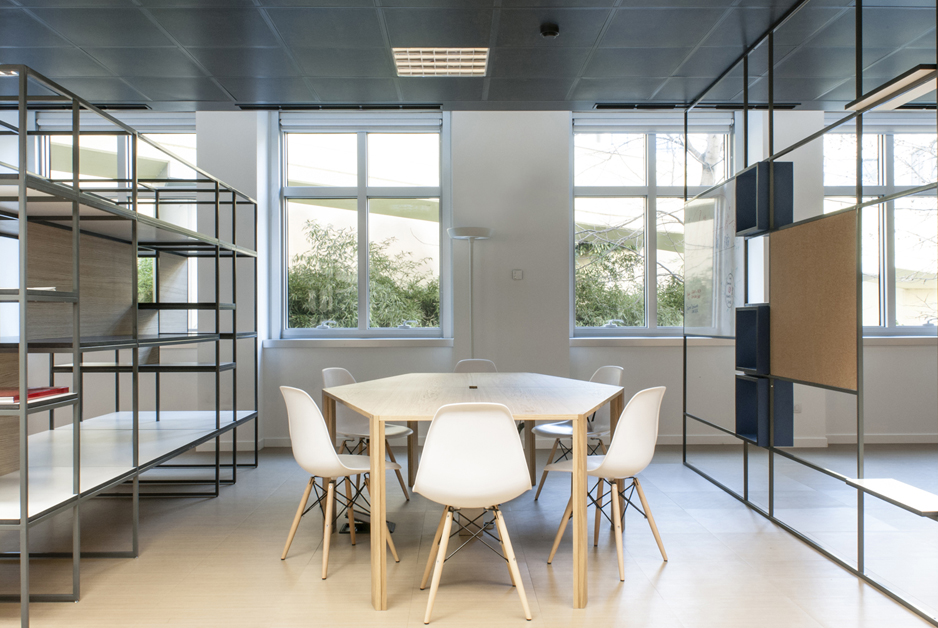 Digital Entity workspace by deamicisarchitetti - Architizer