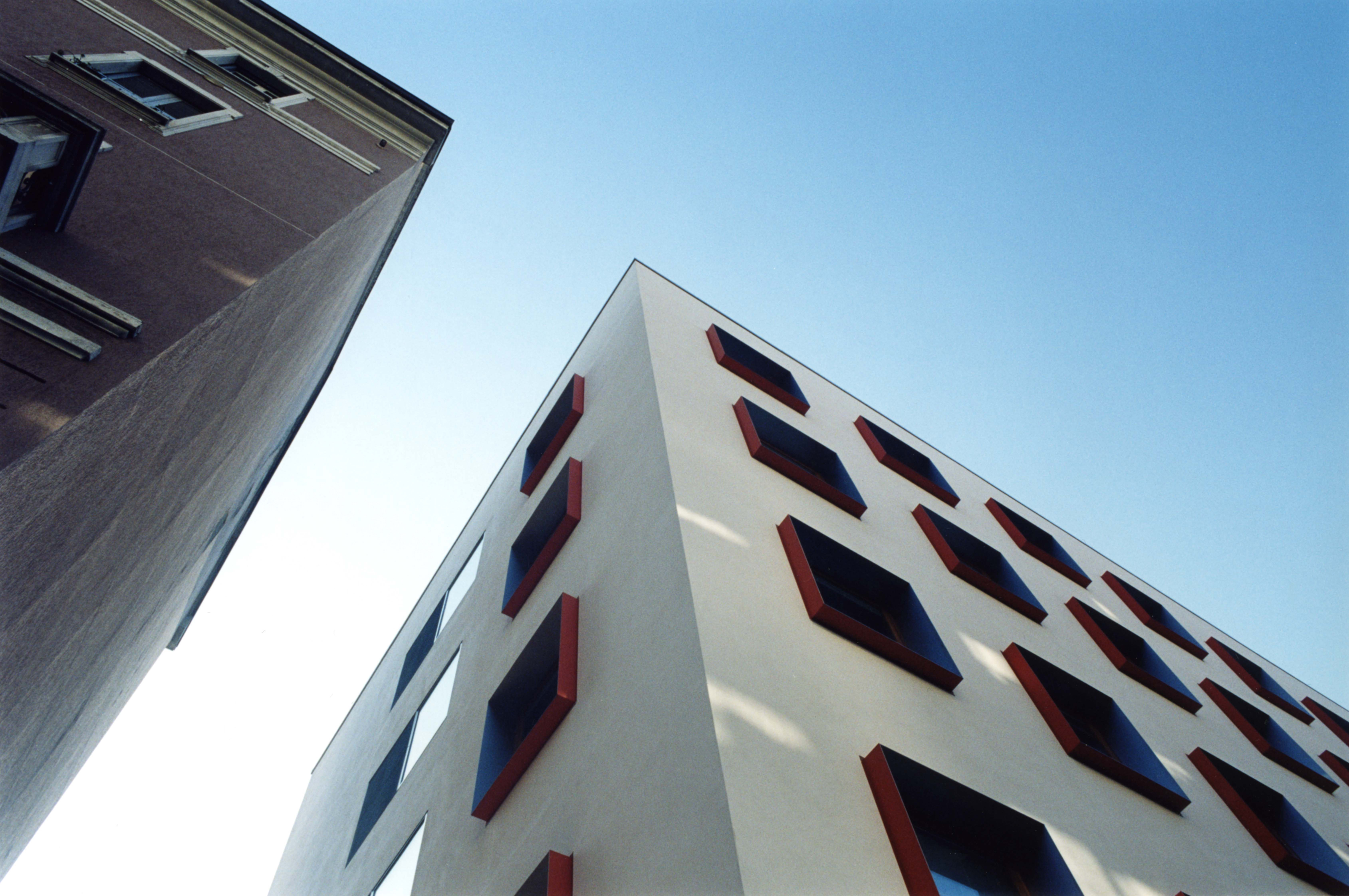 Value Partners HQ by deamicisarchitetti - Architizer