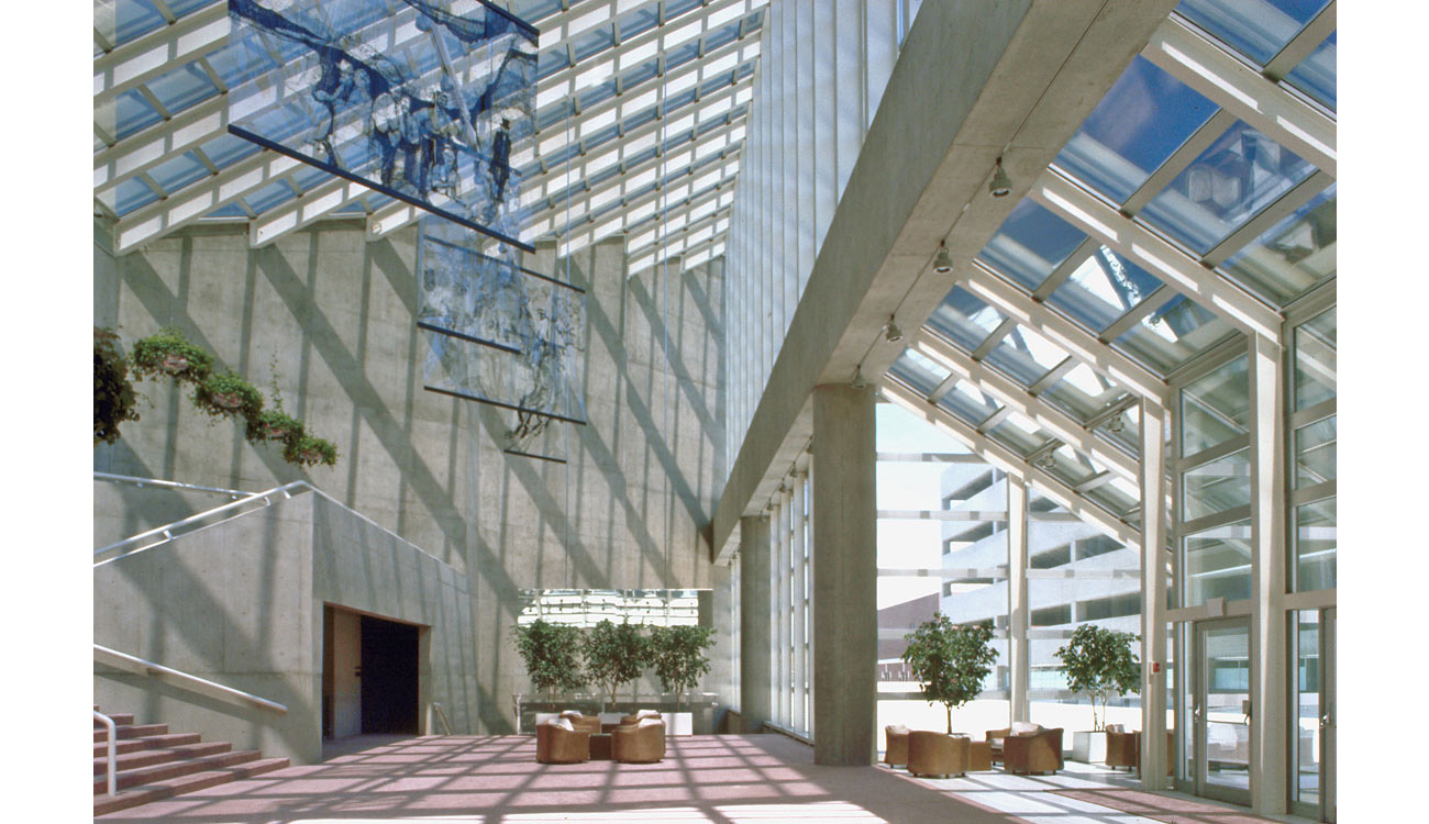 DENVER CENTER FOR PERFORMING ARTS by Kevin Roche John Dinkeloo and ...