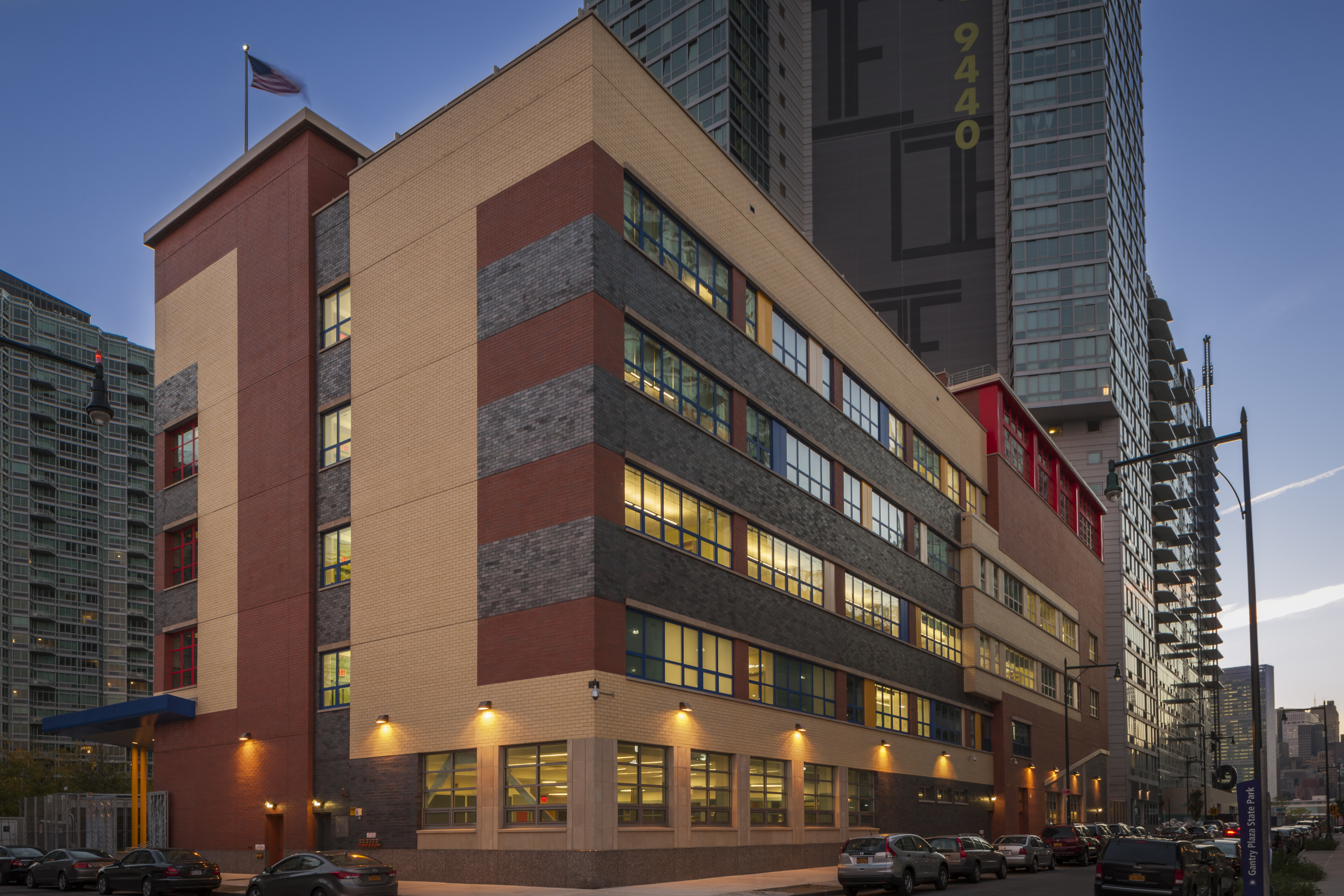 The Robert F. Wagner School (PS/IS 78Q) - Architizer