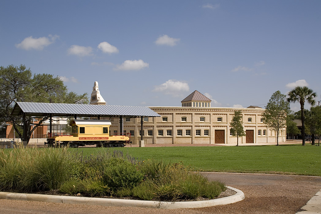 Pearl Stable by Ford, Powell & Carson, Architects & Planners, Inc ...