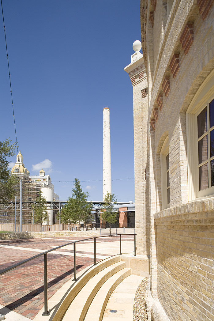 Pearl Stable by Ford, Powell & Carson, Architects & Planners, Inc ...