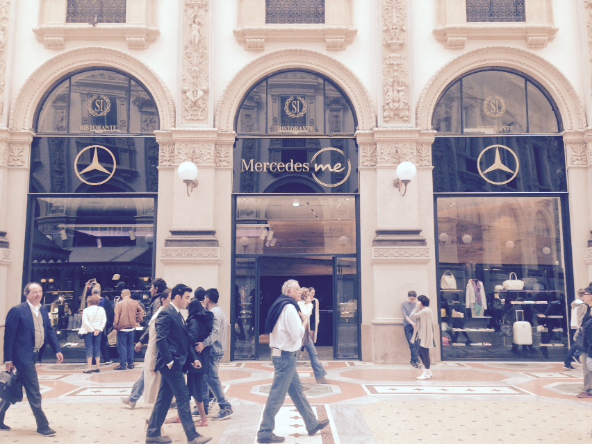 Mercedes Me Store by VANDA DESIGNERS - Architizer