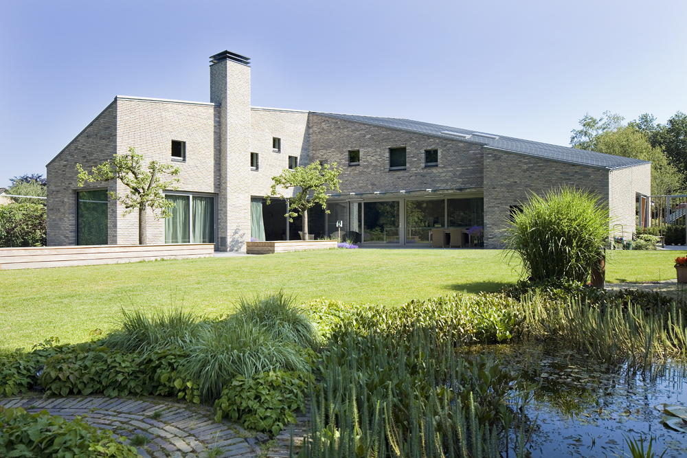 Residential home Appelscha by Kwint architects - Architizer