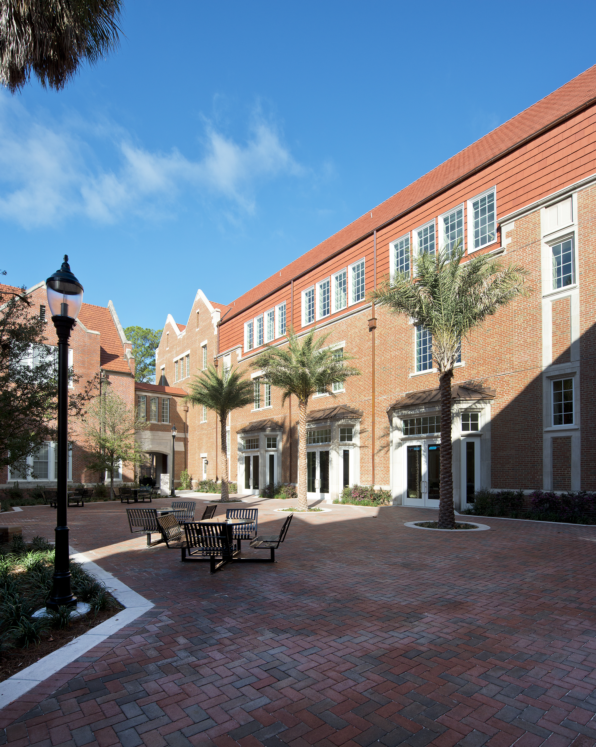 UF Heavener Hall School of Business by SchenkelShultz Architecture ...