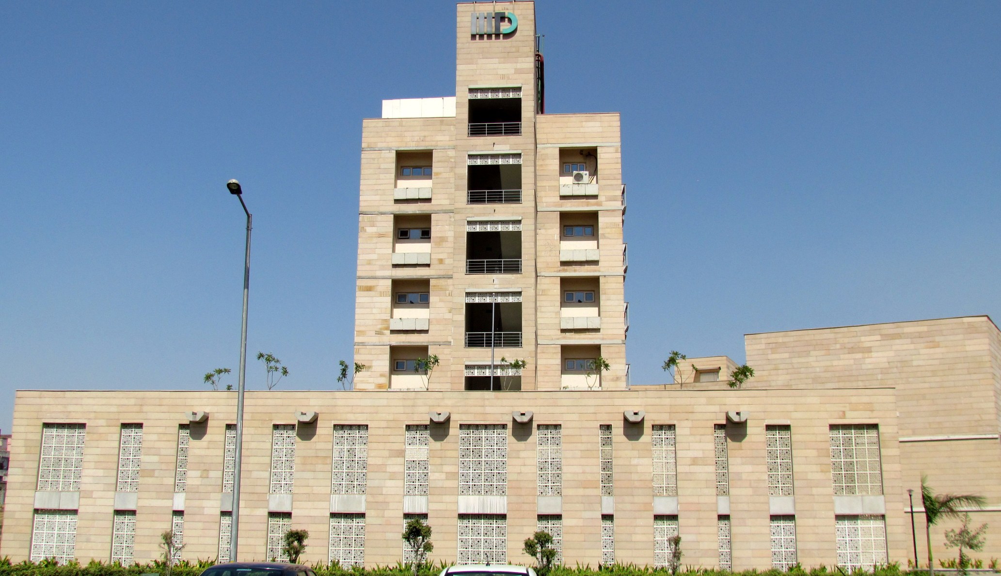 Indraprastha Institute of Information Technology by SHiFt (earlier ...