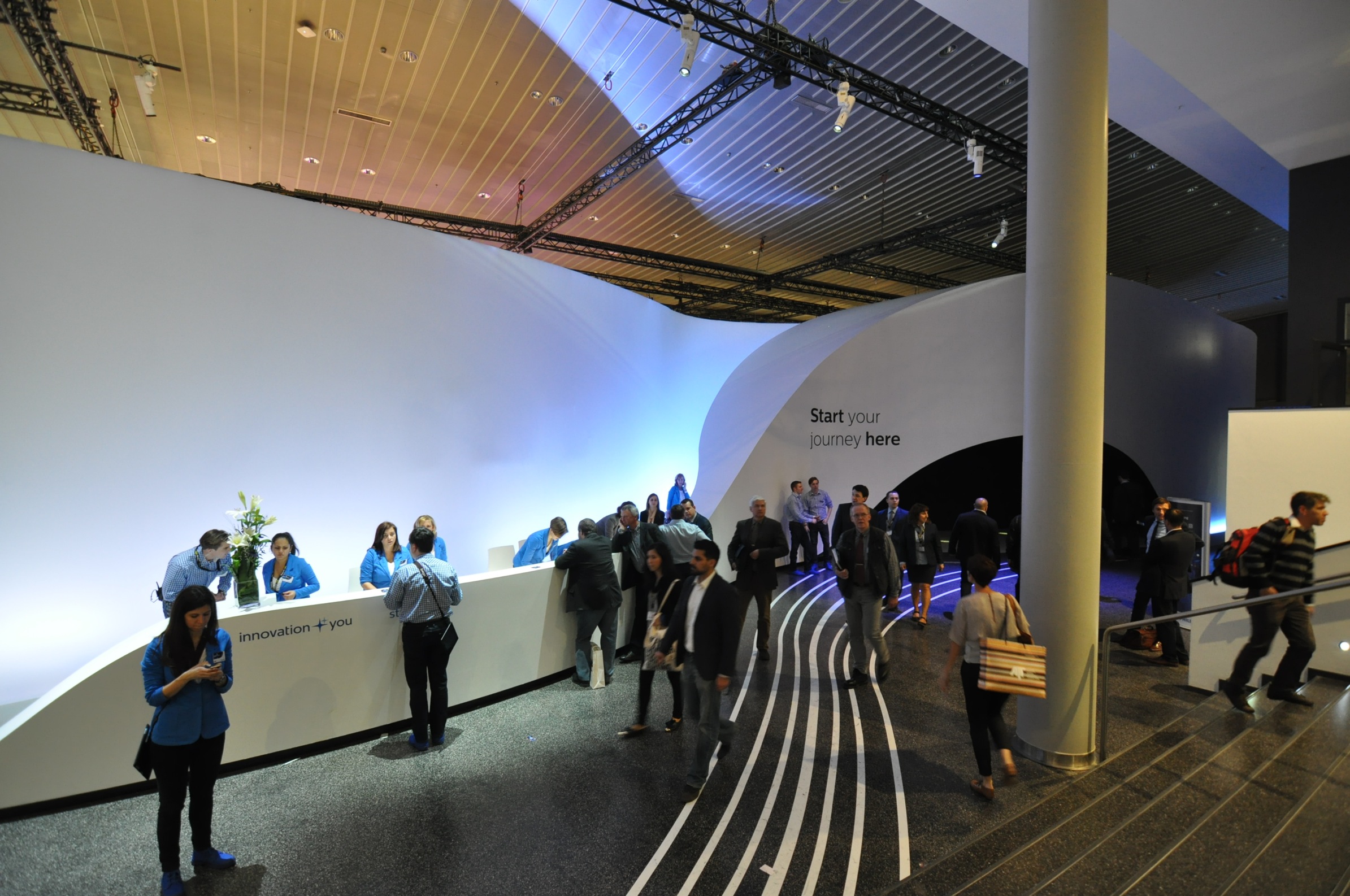 PHILIPS LIGHT + BUILDING SHOWROOM by LAVA - Laboratory for Visionary ...