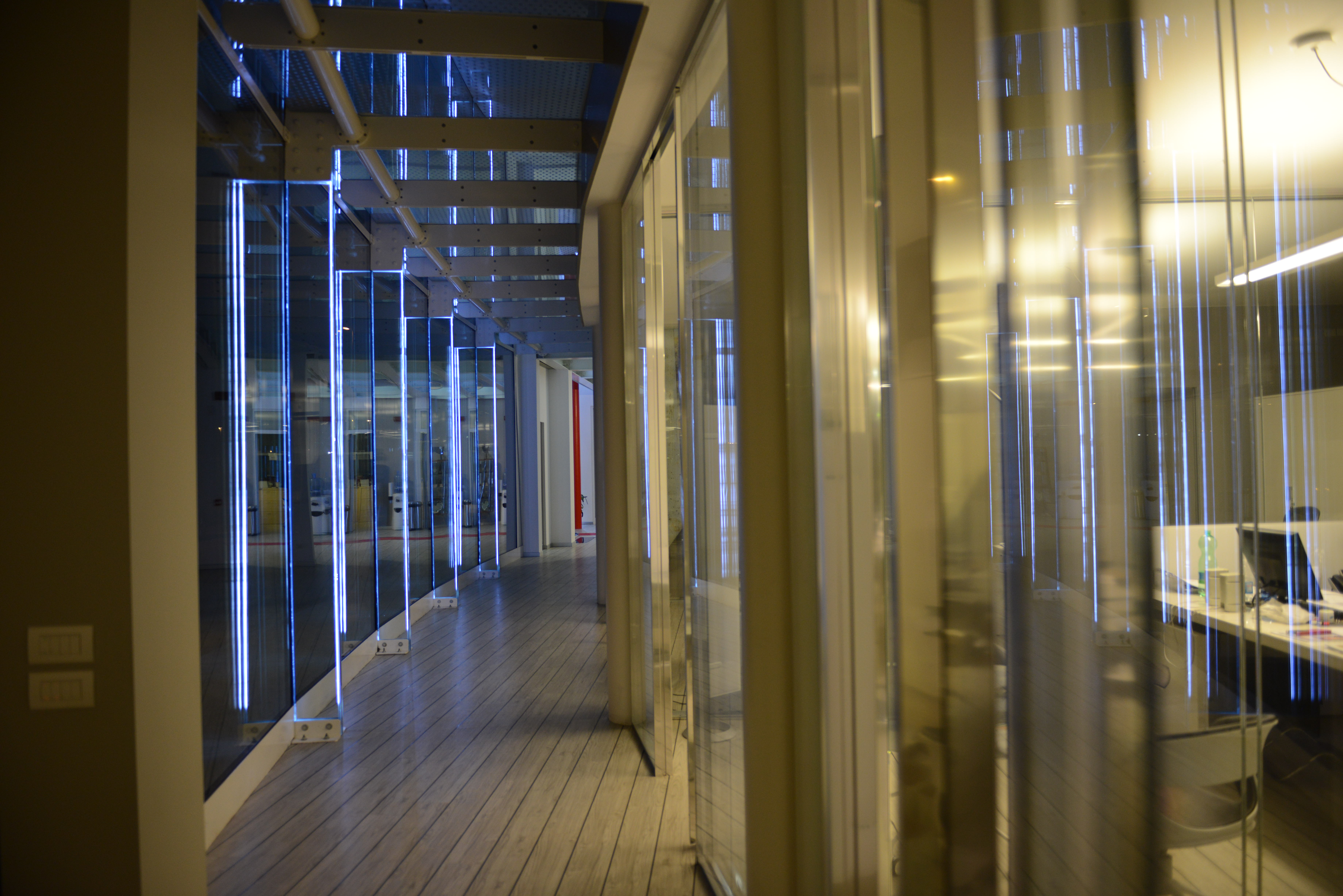 Veneto Vetro Office Building by FRANCESCO MICHIELIN ARCHITETTURE ...