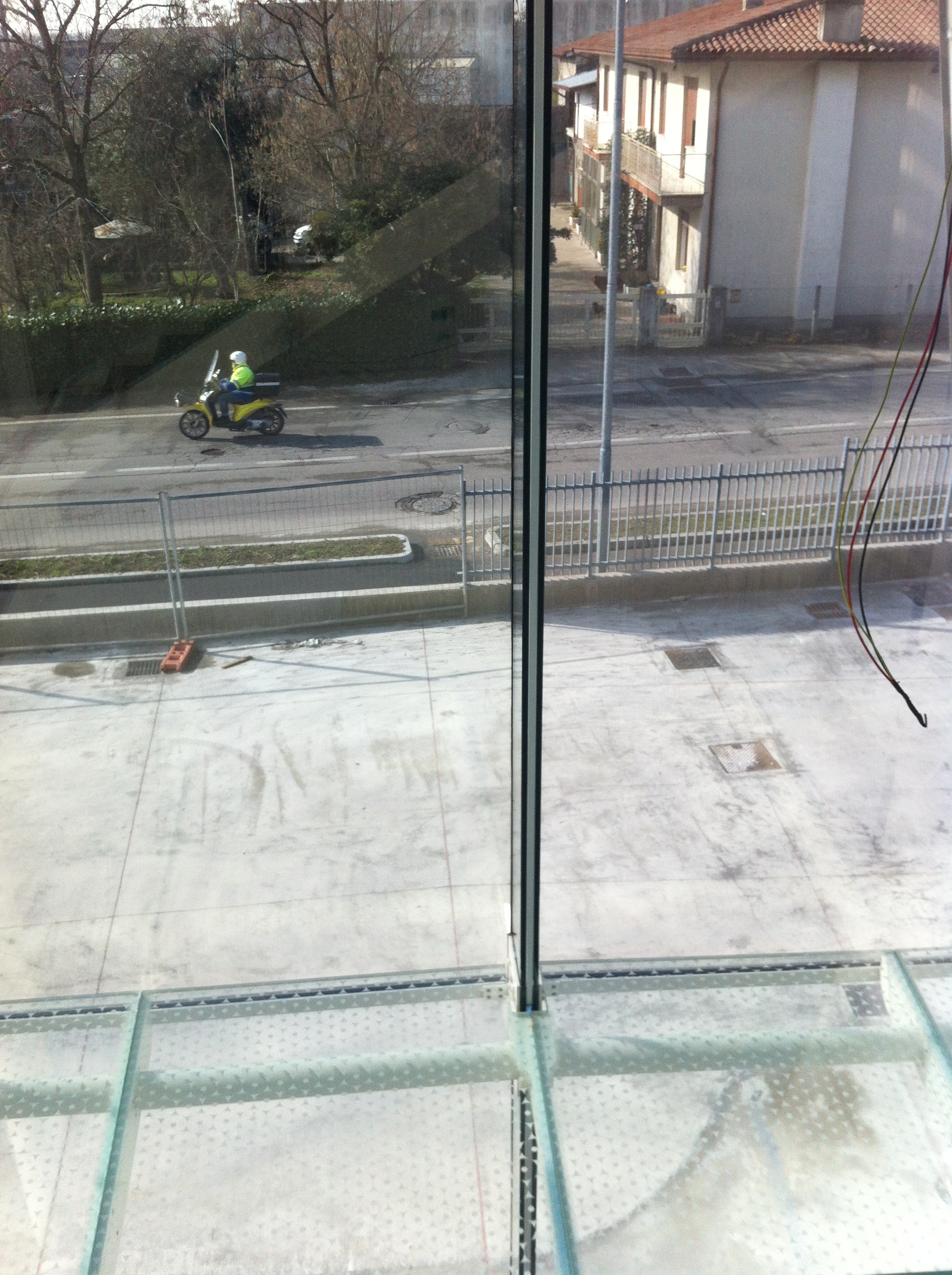 Veneto Vetro Office Building by FRANCESCO MICHIELIN ARCHITETTURE ...