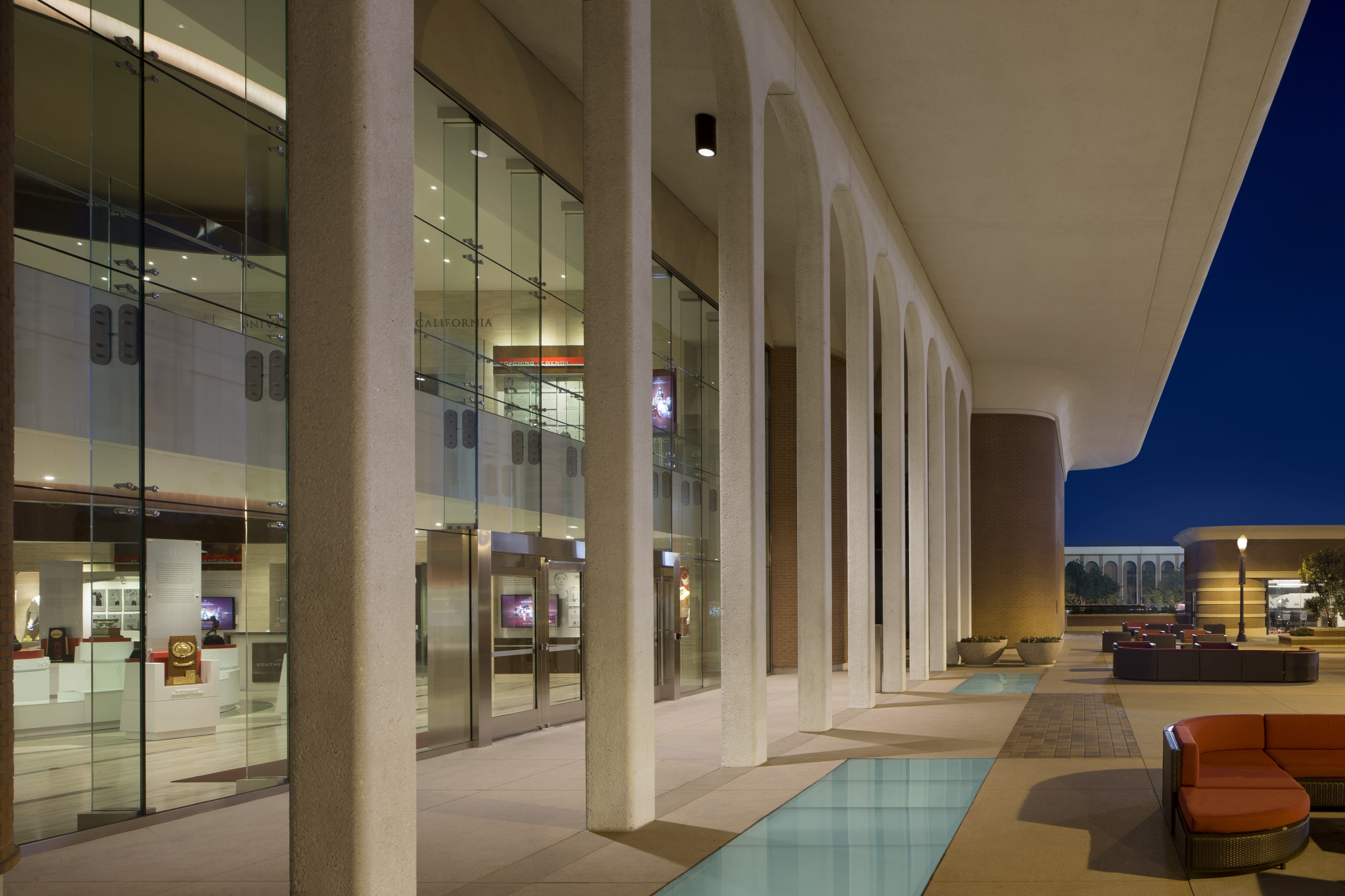 Idea 1234503: University of Southern California Heritage Hall ...
